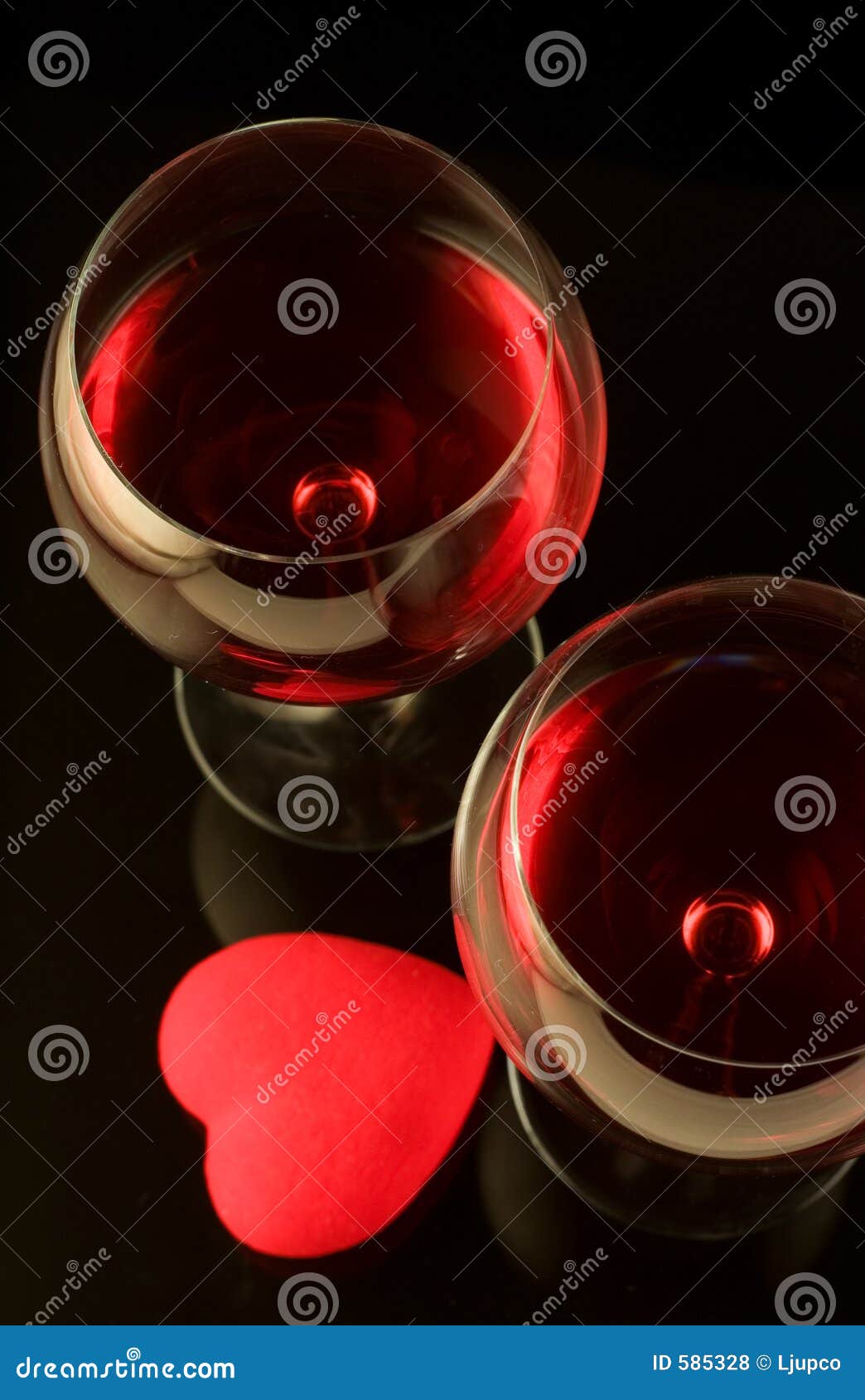 Wine glasses and a heart stock photo. Image of alcohol - 585328