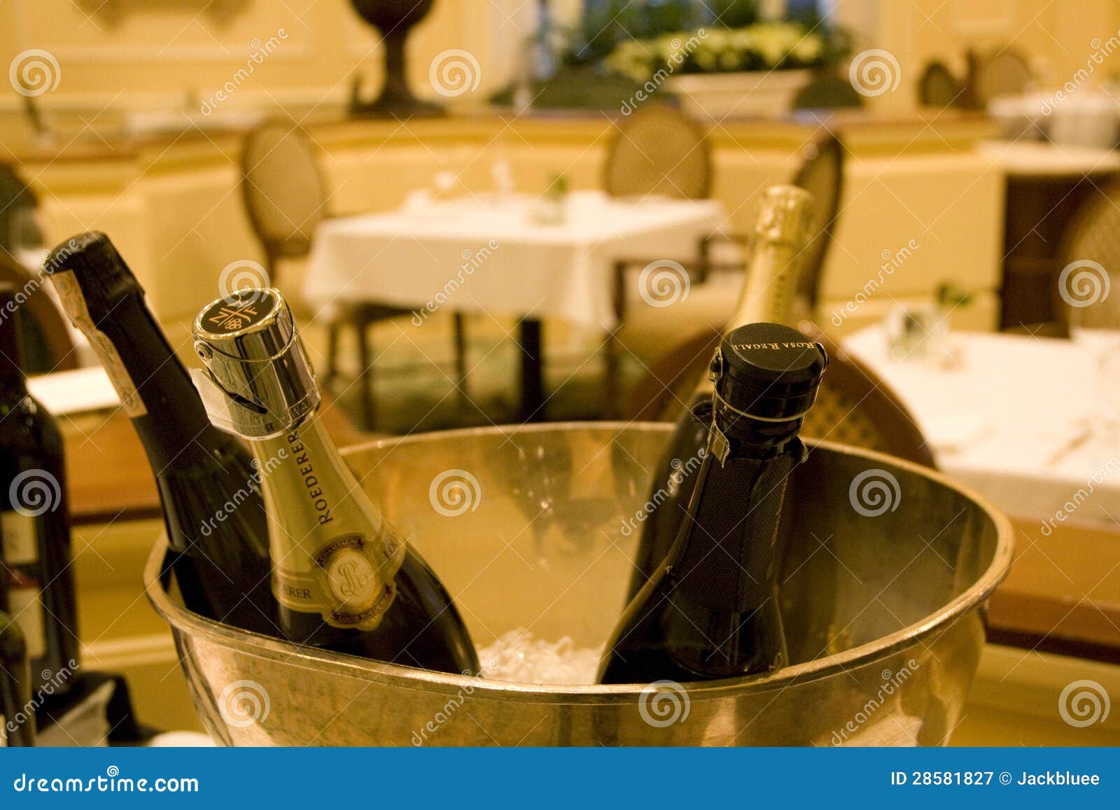 Wine in luxury restaurant editorial photography. Image of luxury - 28581827