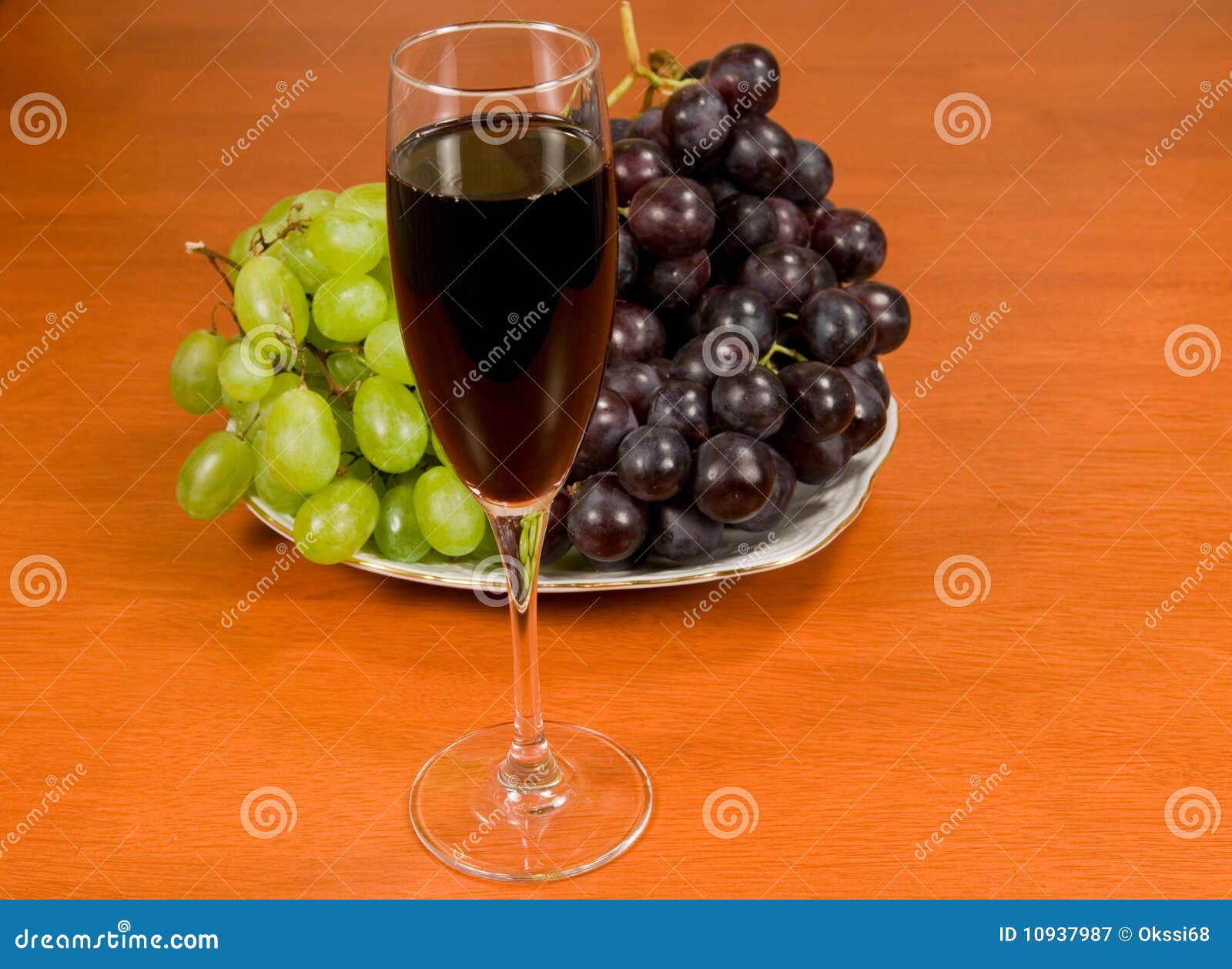 Wine and vine on a table stock image. Image of drink - 10937987