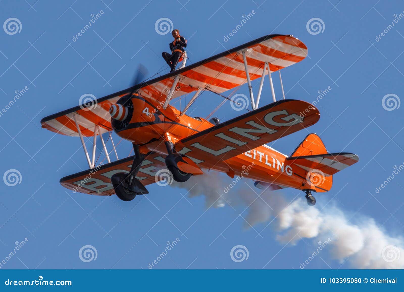 Wing Walker Courage imagen editorial. Imagen de diablos - 103395080