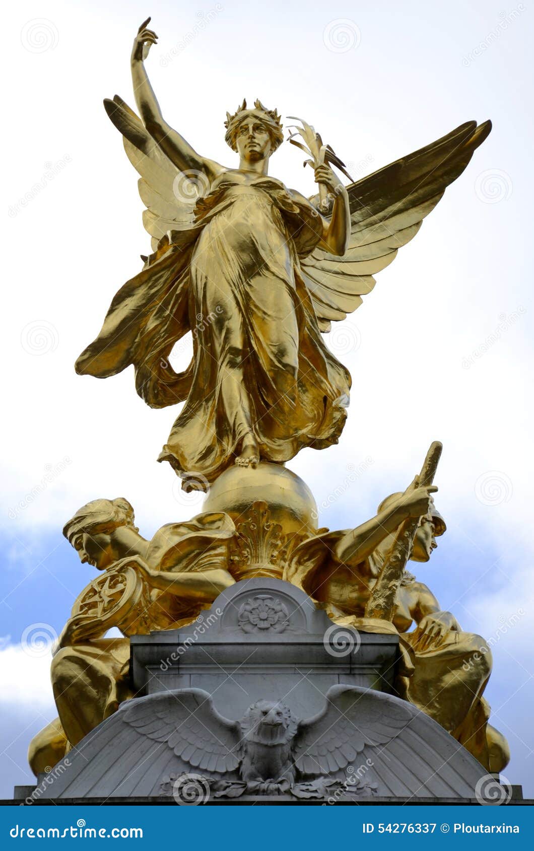 Winged victory sculpture stock image. Image of golden - 54276337