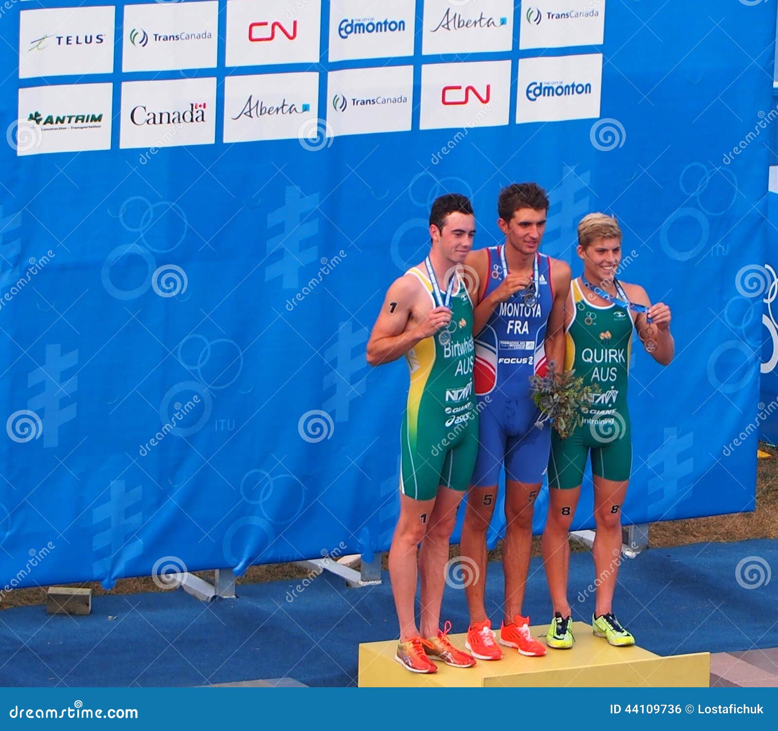 Winners at Triathlon editorial photo. Image of alberta - 44109736