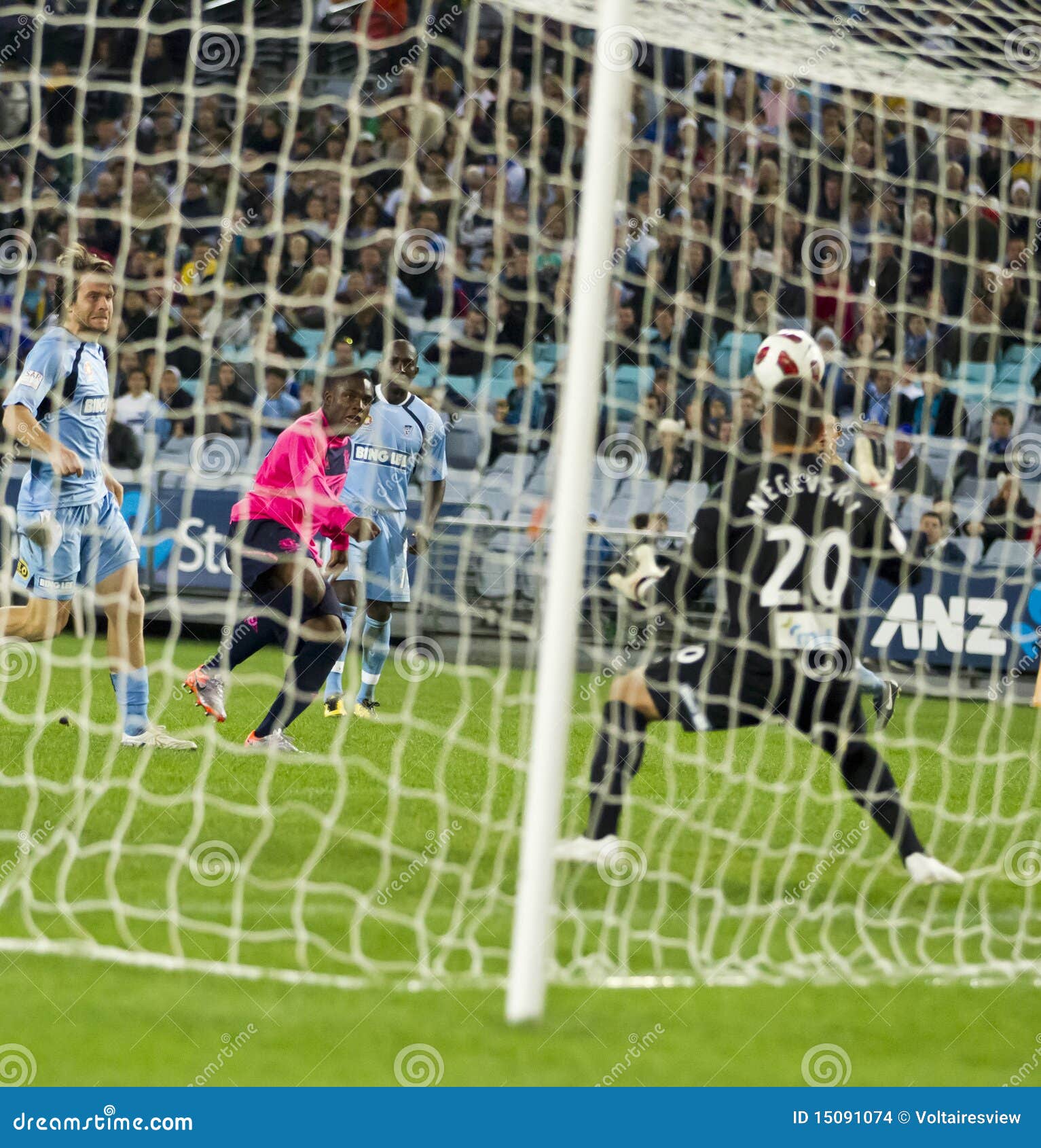 Winning goal by Everton FC editorial stock image. Image of club - 15091074