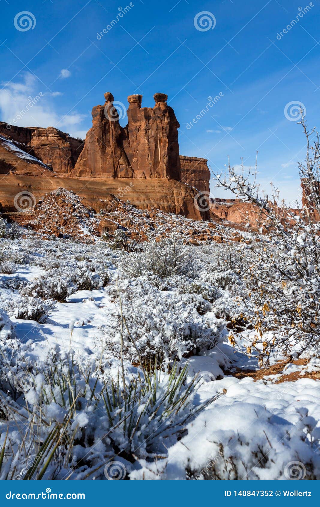 Winter in Arches National Park Stock Photo - Image of america, feature ...