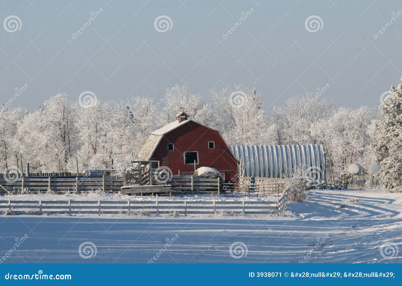 Winter Barn stock image. Image of farm, northern, frost - 3938071