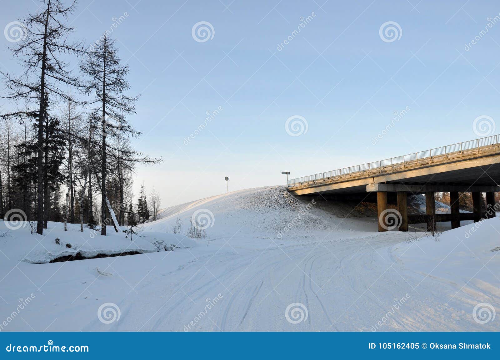 Winter Bridge Over the Frosty and Snowy River Stock Image - Image of ...