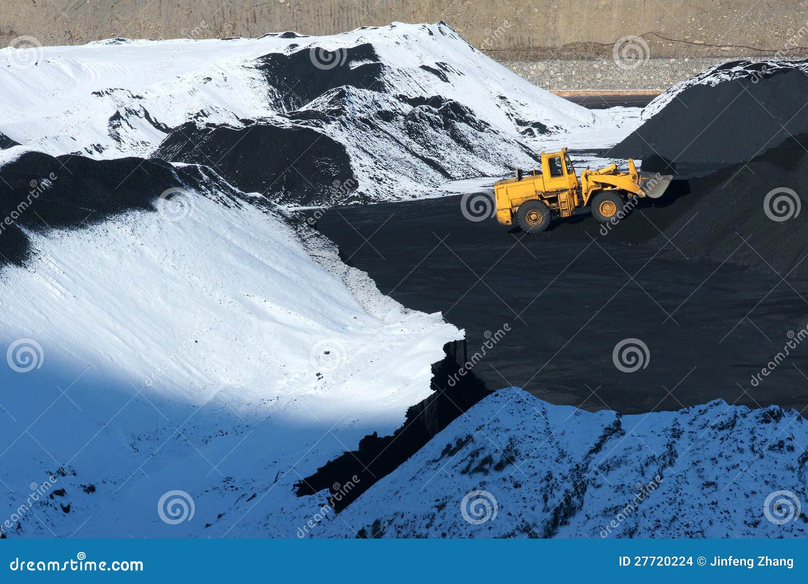 Winter coal-pit stock photo. Image of coalfield, industry - 27720224