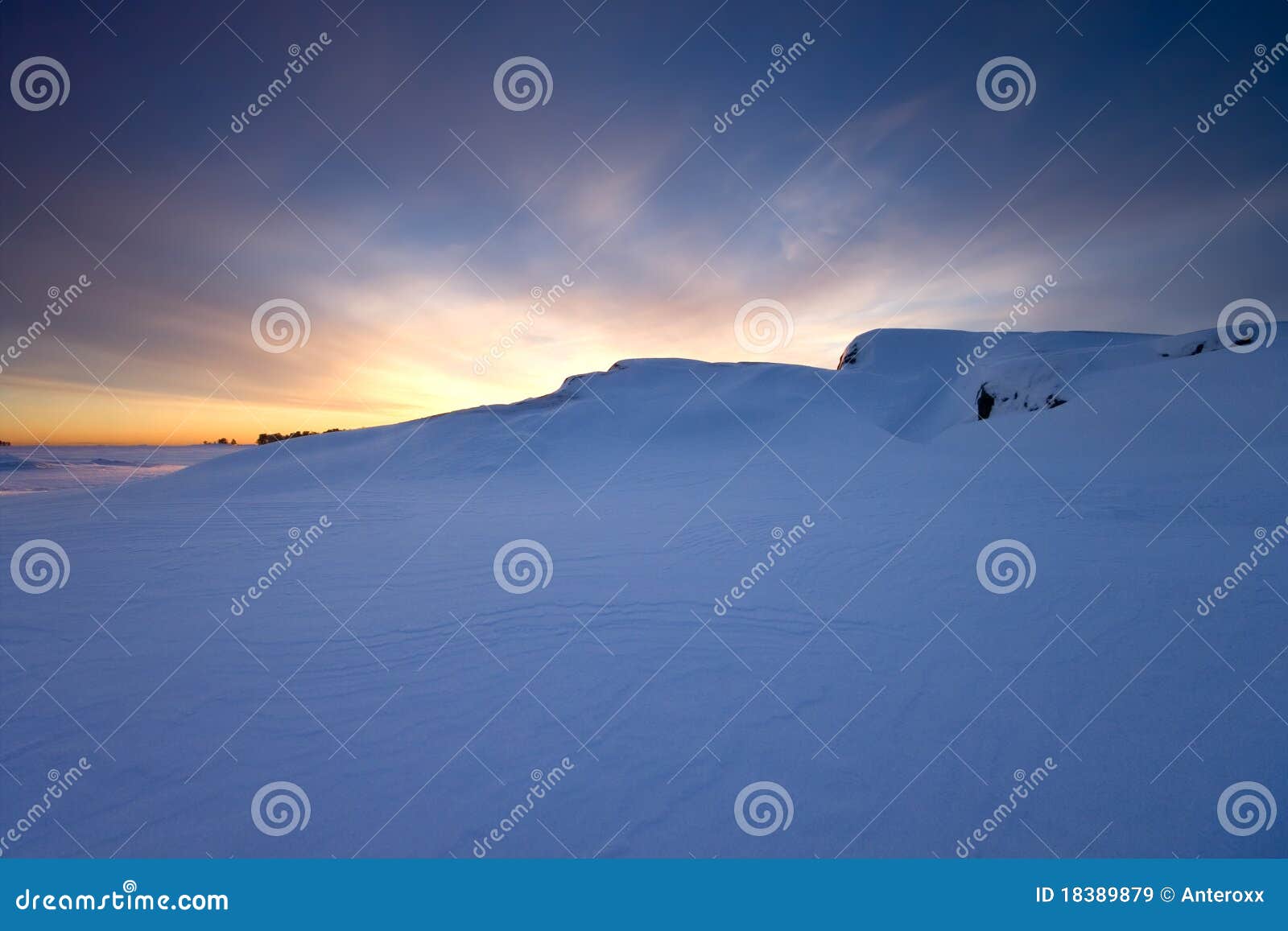 Winter coldness in sunset stock image. Image of background - 18389879