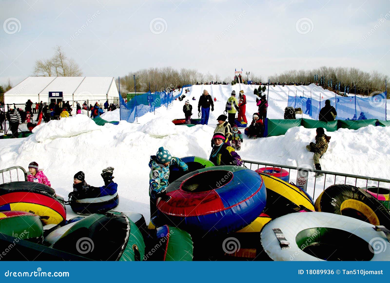 Winter fun editorial photo. Image of tires, event, nature - 18089936
