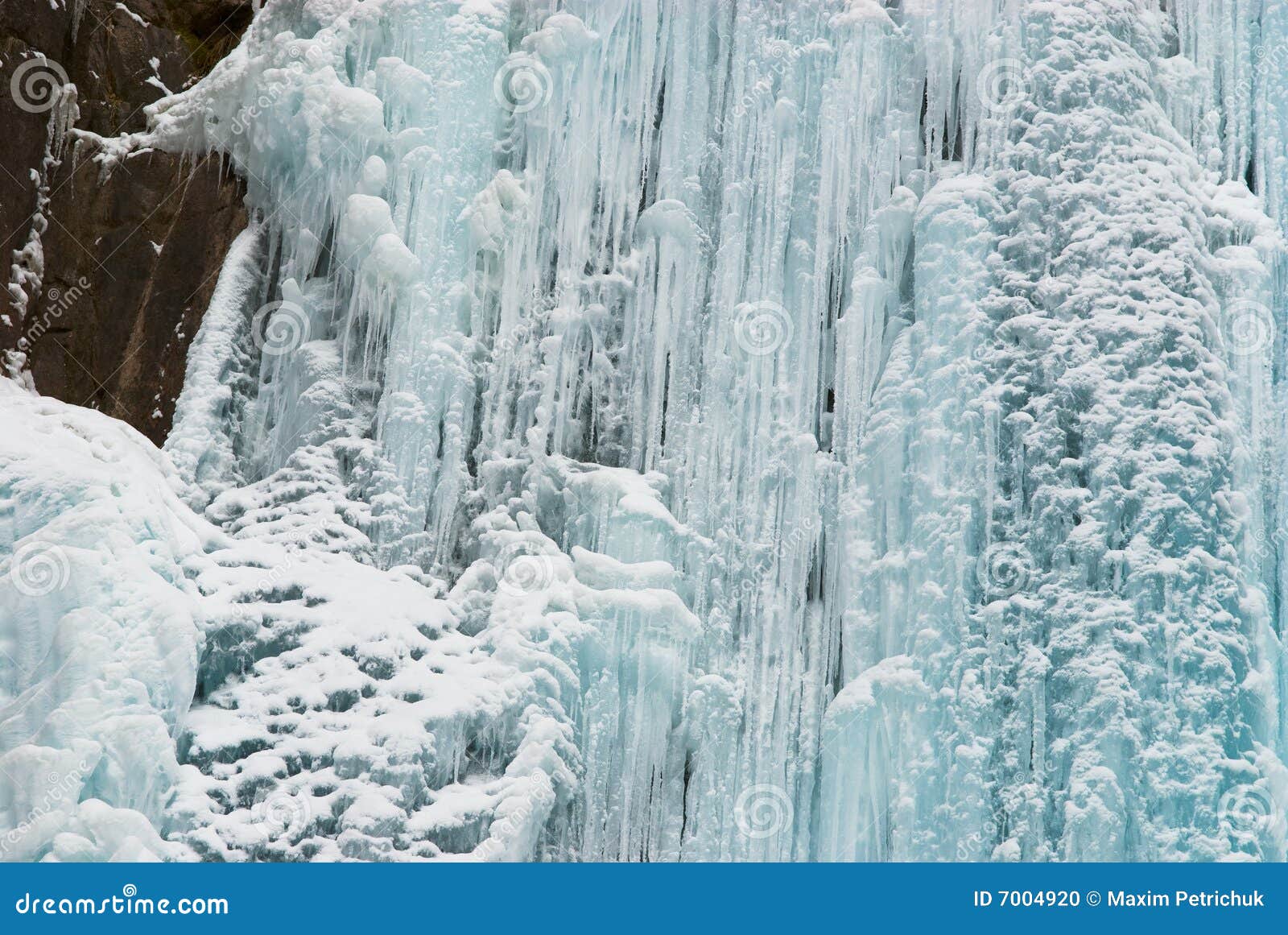 Winter ice waterfall stock photo. Image of outdoors, fall - 7004920