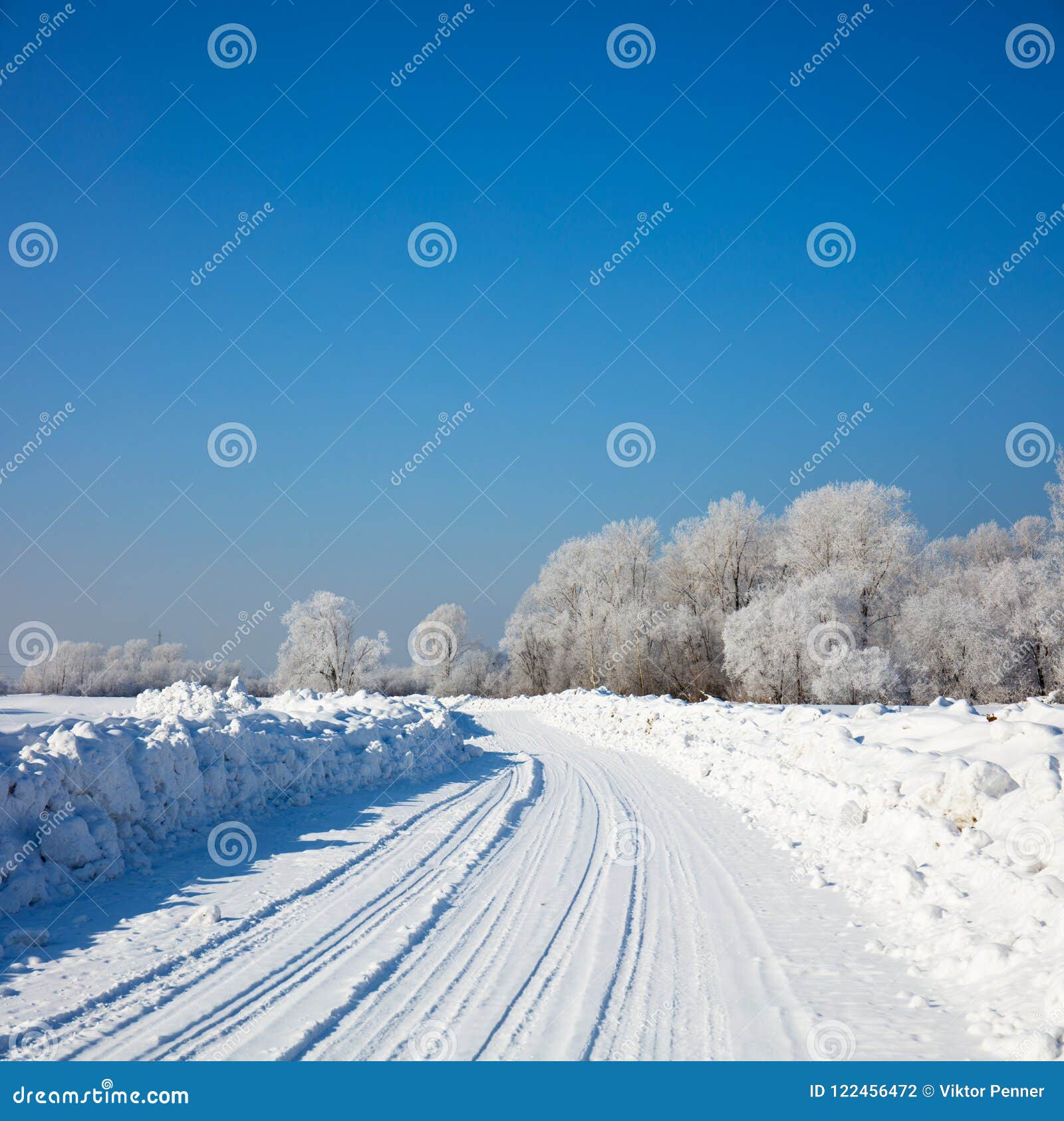 Winter Landscape with Road. Hoarfrost and Cold. Stock Photo - Image of ...