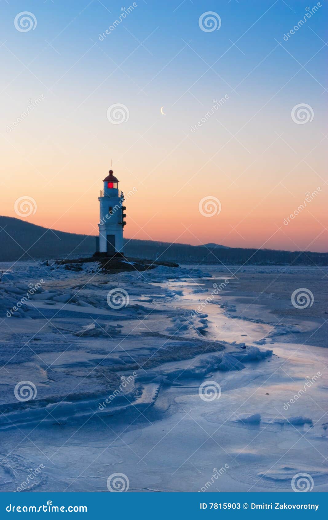 Winter lighthouse 2 stock image. Image of nautical, morning - 7815903