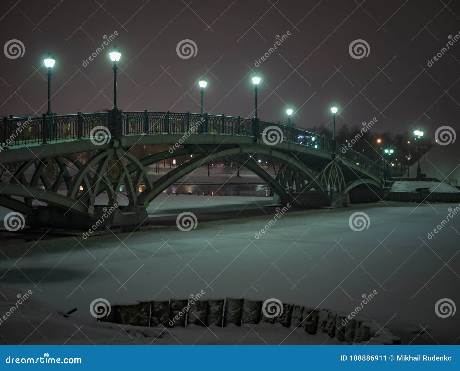 Winter Night Bridge Over the River in the Forest, Winter Snow Stock ...