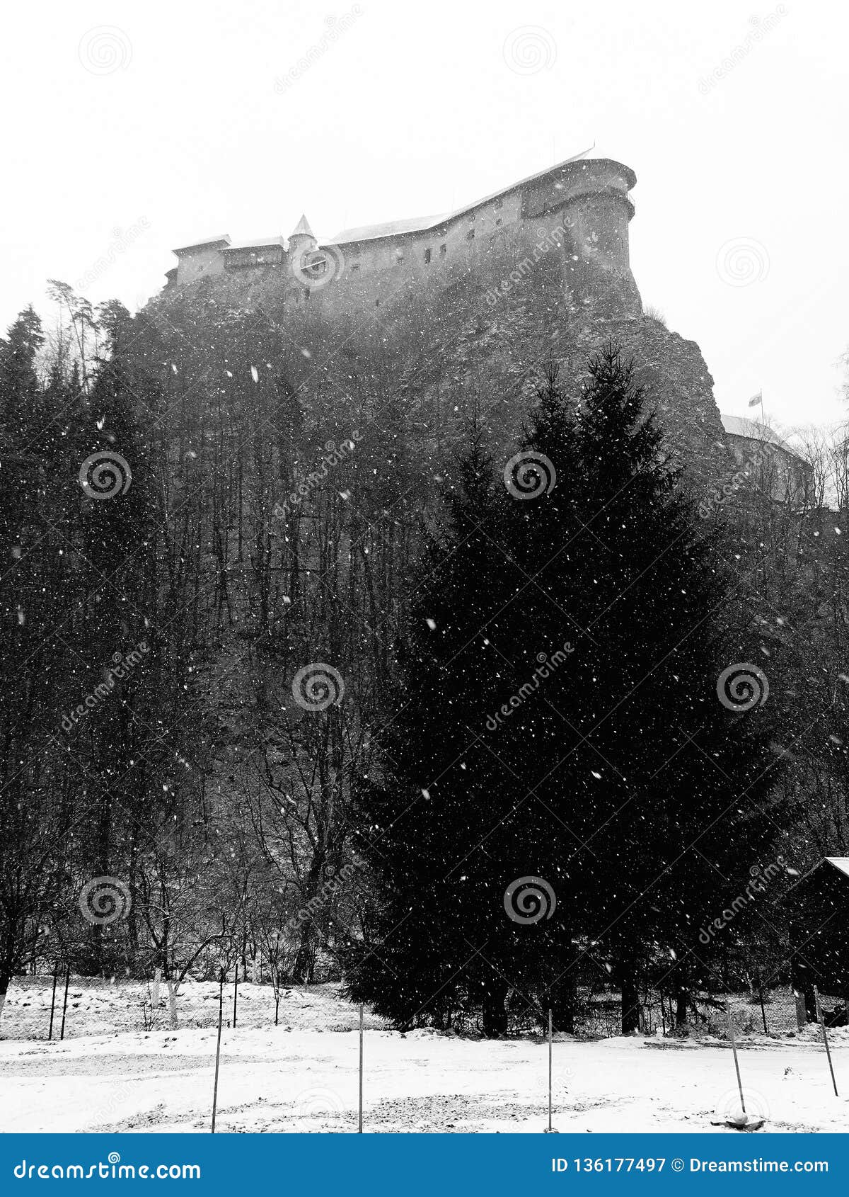 Winter Orava Castle stock image. Image of slovak, black - 136177497