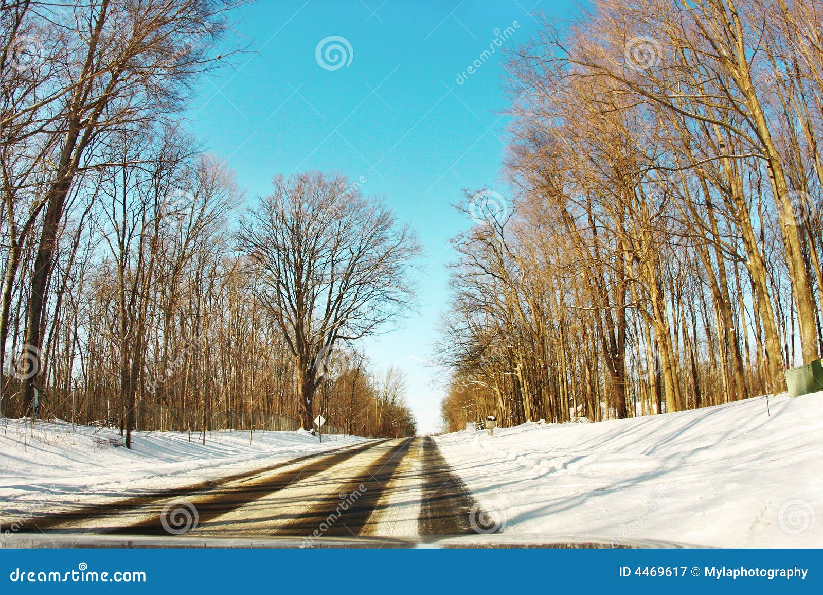 Winter path stock image. Image of streets, path, snow - 4469617