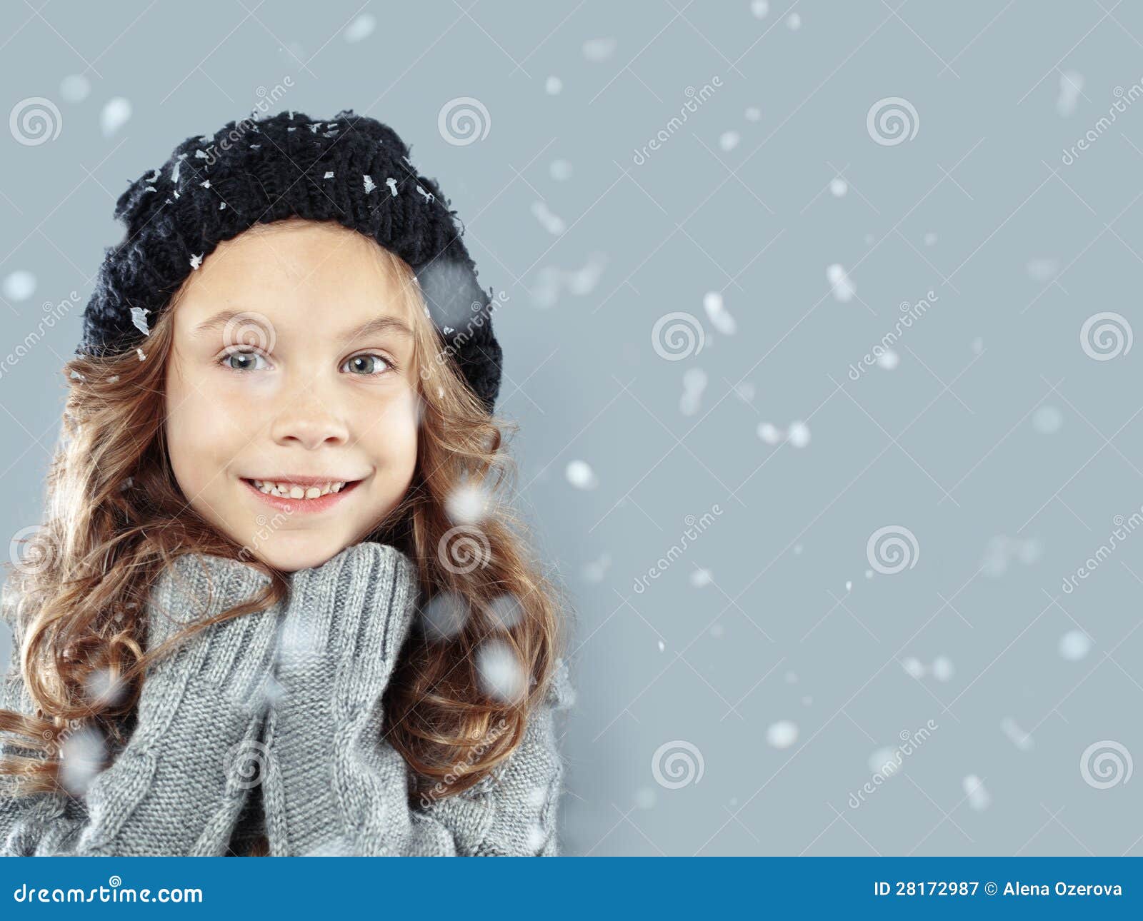 Winter portrait stock image. Image of cheerful, beauty - 28172987