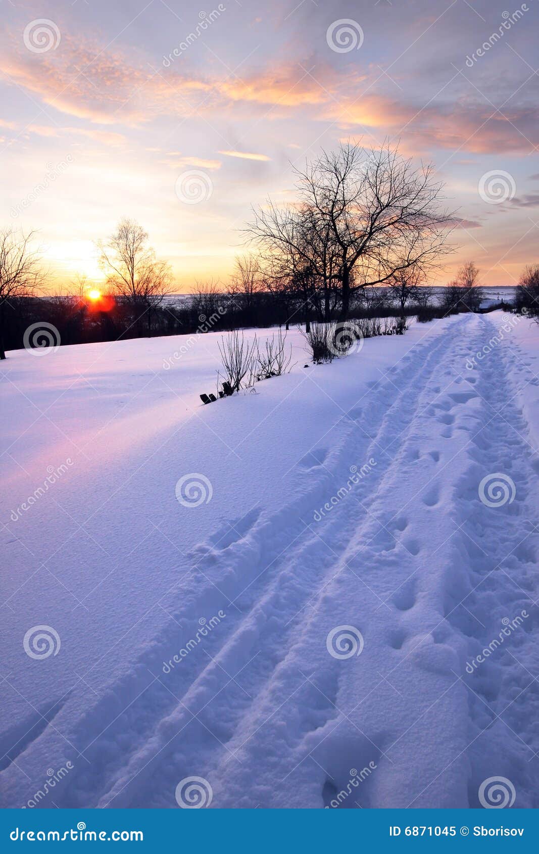 Winter road at sunset stock image. Image of frozen, december - 6871045