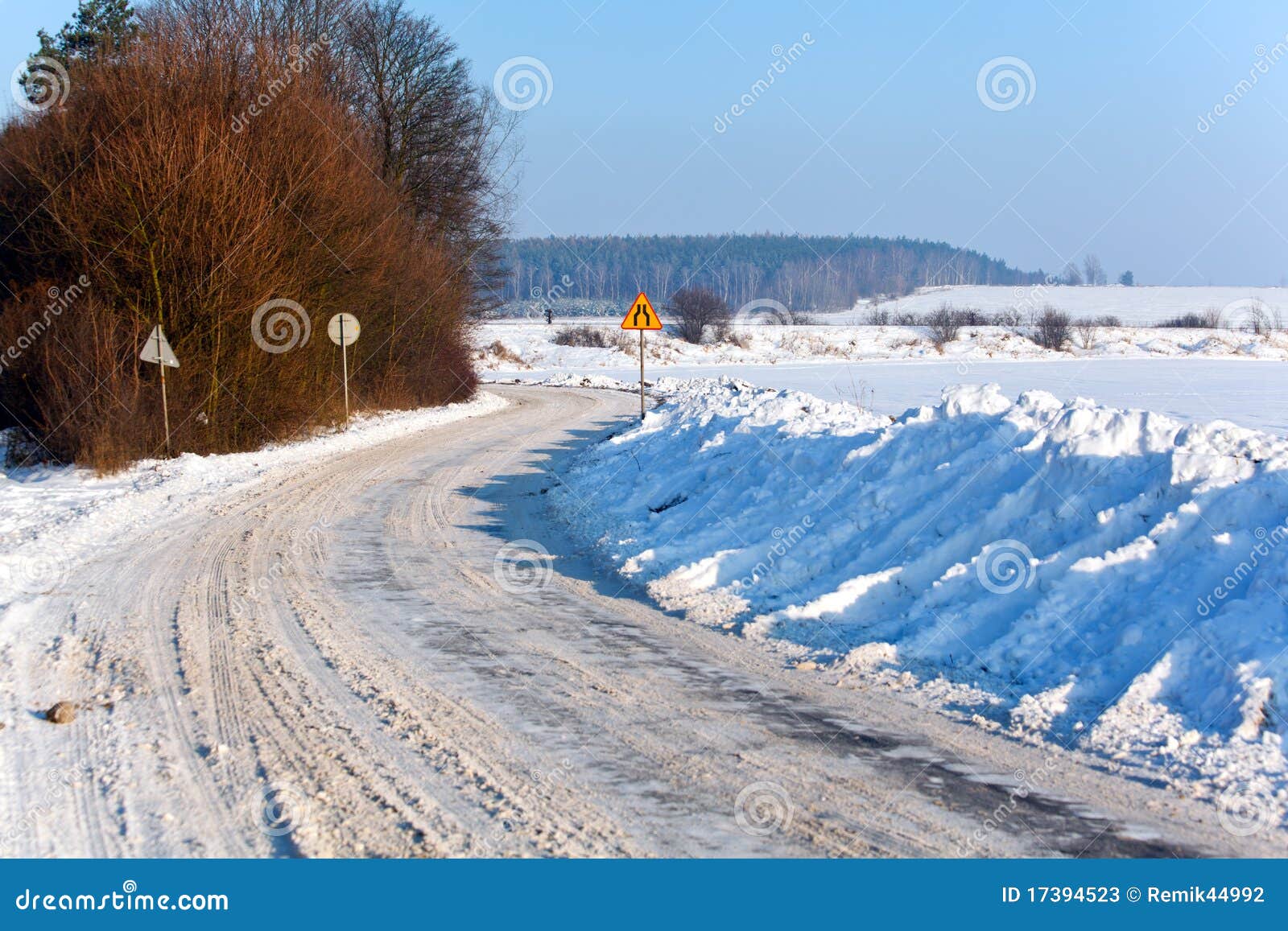 Winter scene stock image. Image of december, snow, tranquil - 17394523