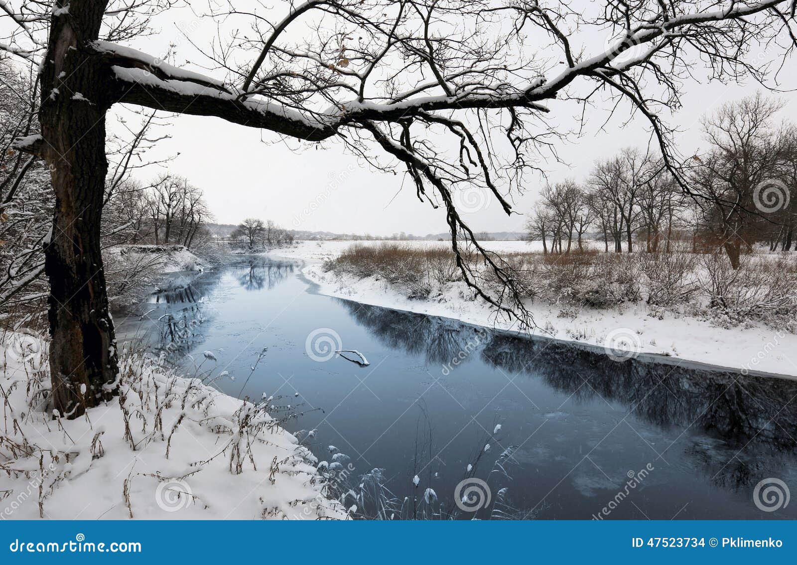 Winter scene on river stock photo. Image of outdoor, frost - 47523734