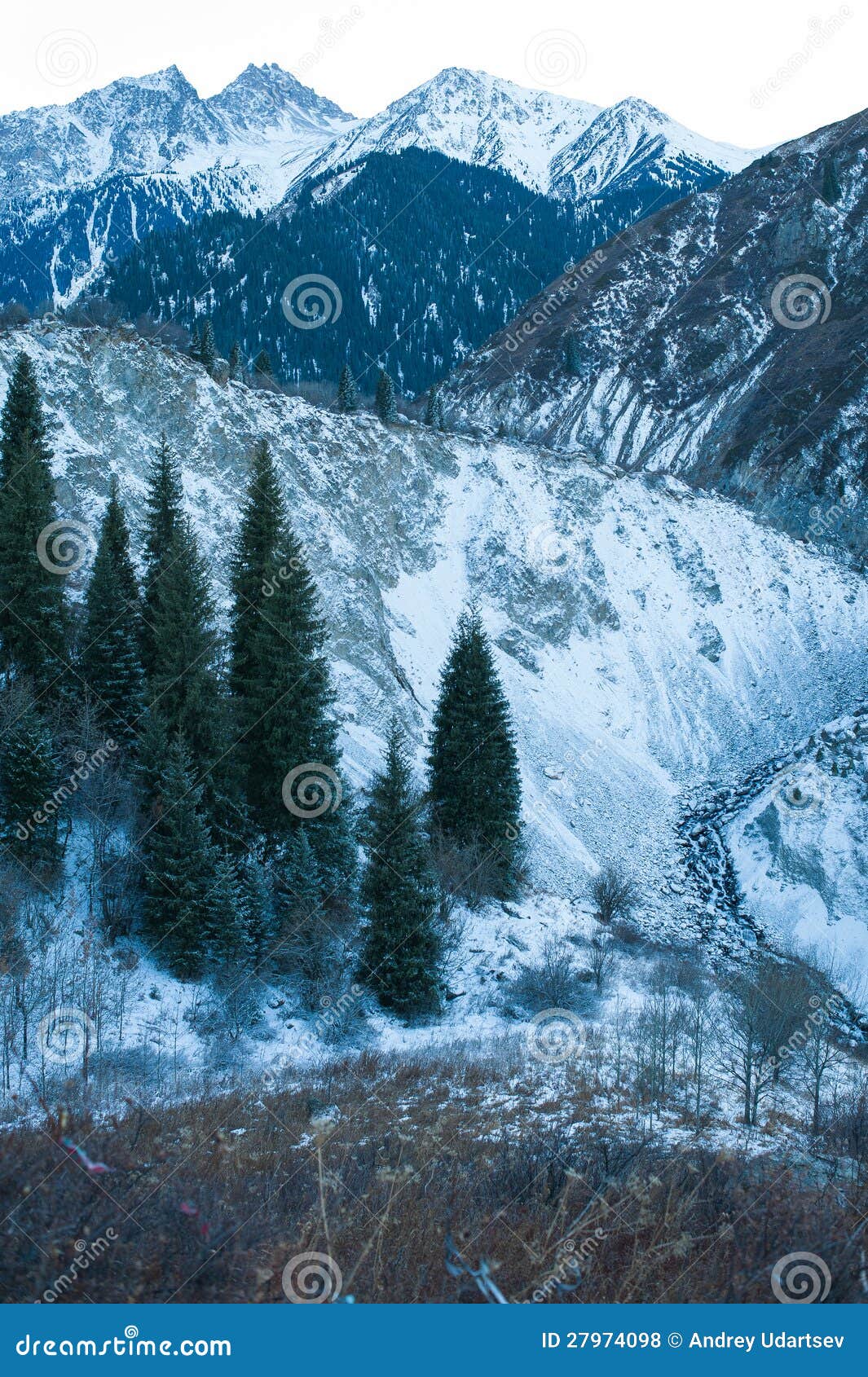 Winter Snow Mountain Scene Royalty Free Stock Photos - Image: 27974098