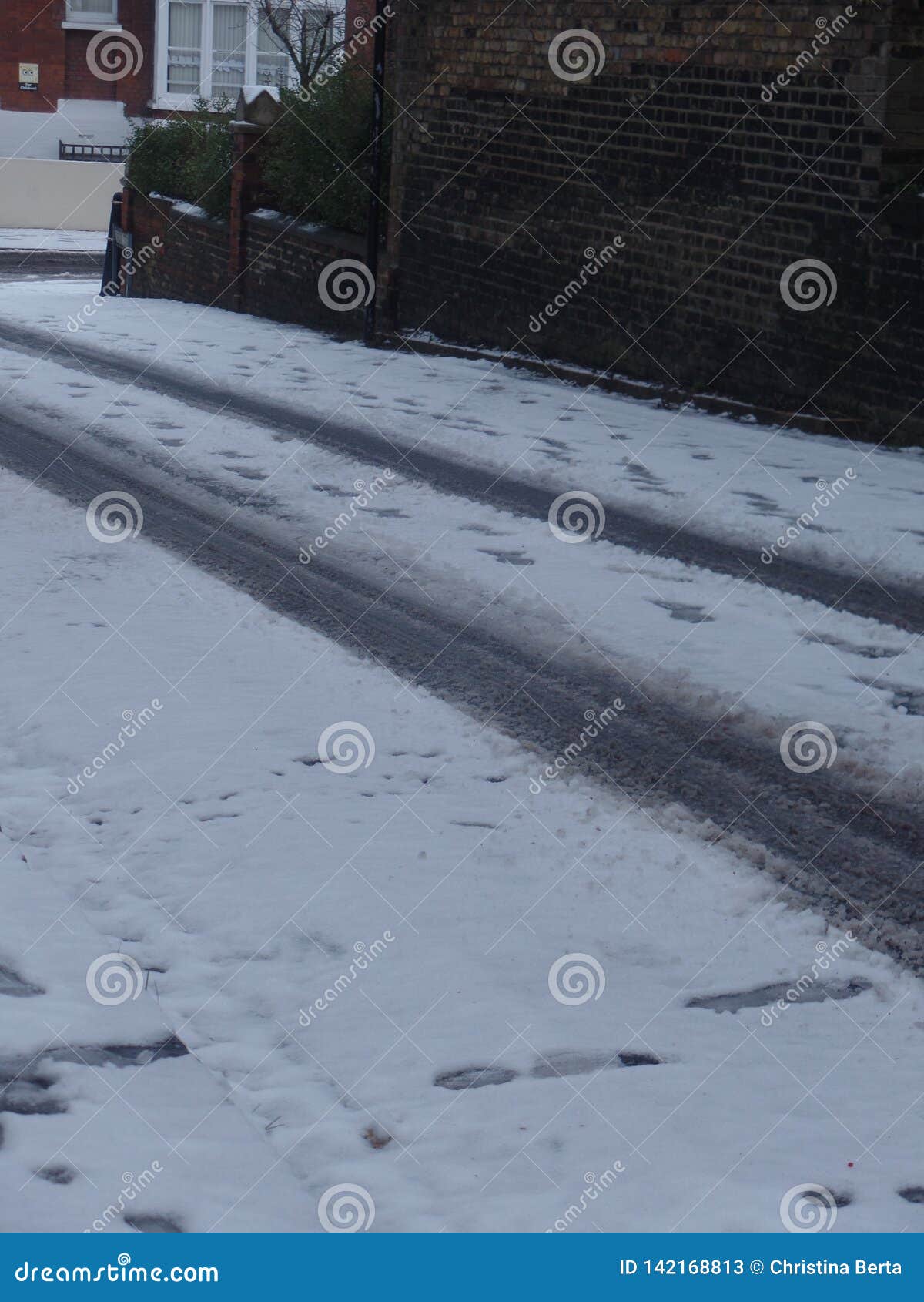 Winter snow on the road stock image. Image of nature - 142168813