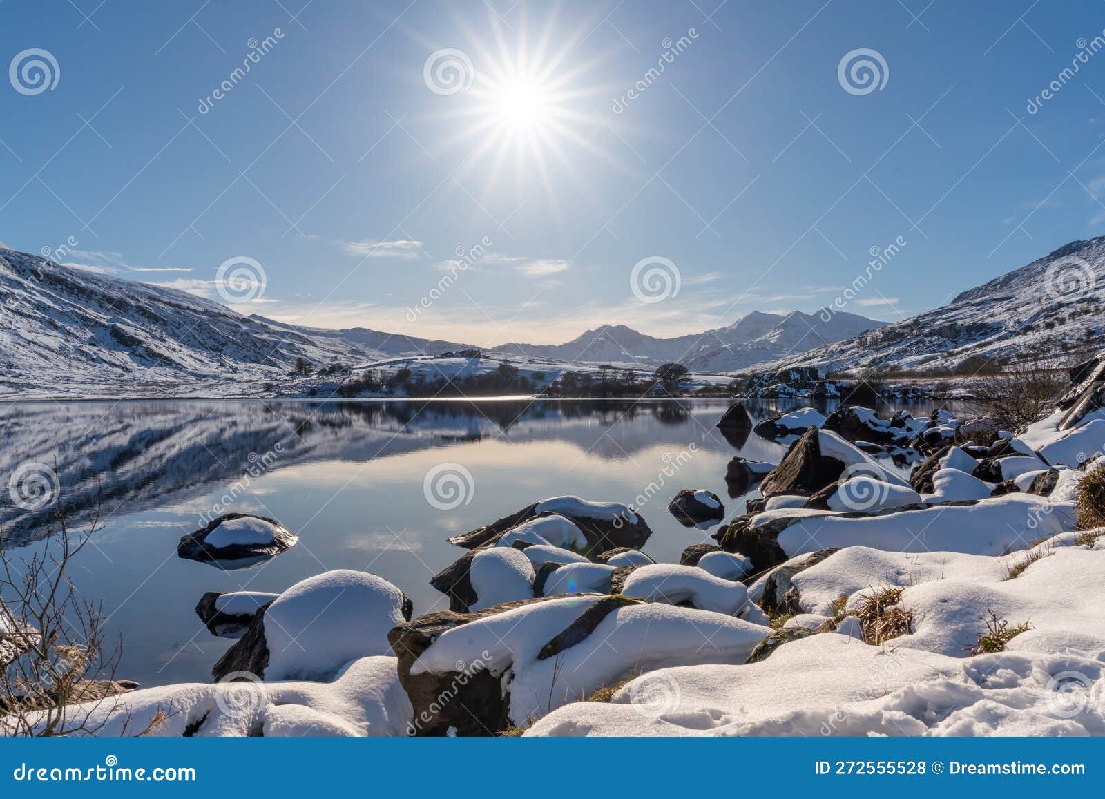 Winter in Snowdonia after a Fall of Snow Stock Photo - Image of winter ...