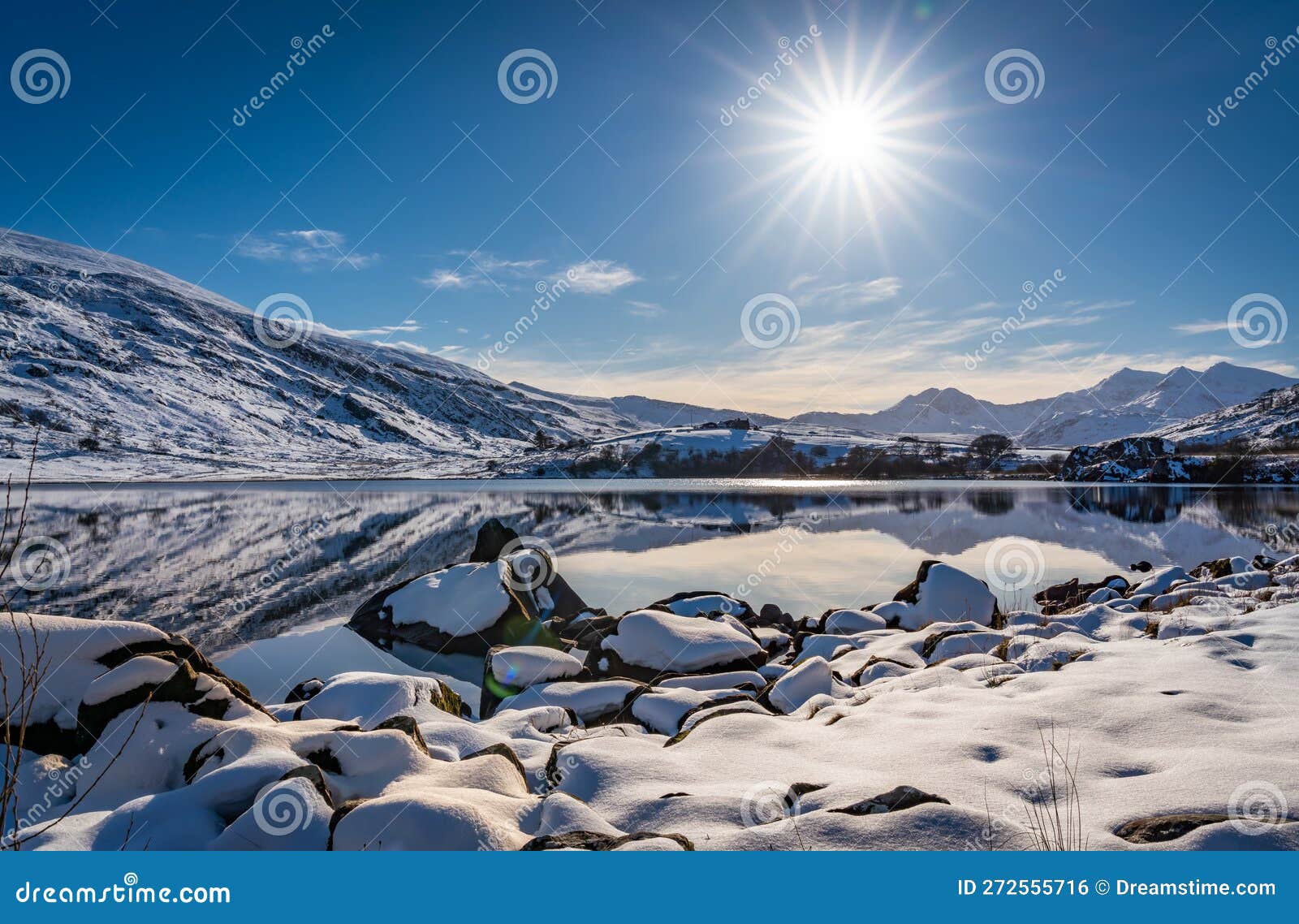 Winter in Snowdonia after a Fall of Snow Stock Photo - Image of rein ...