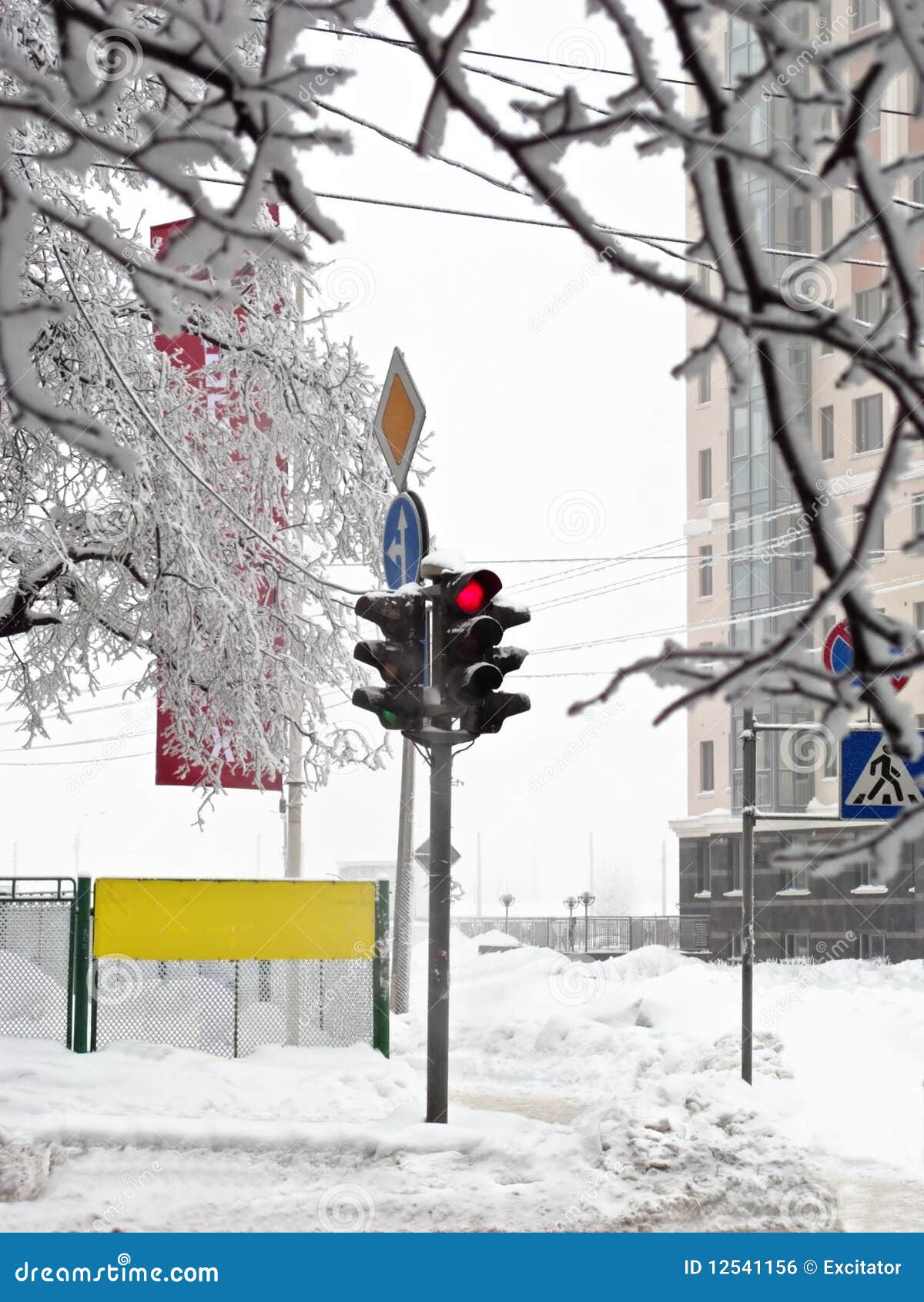 Winter stoplight stock photo. Image of equipment, cold - 12541156