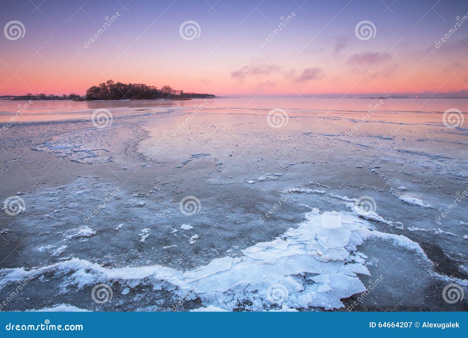 Winter sunset on the ocean stock image. Image of nature - 64664207