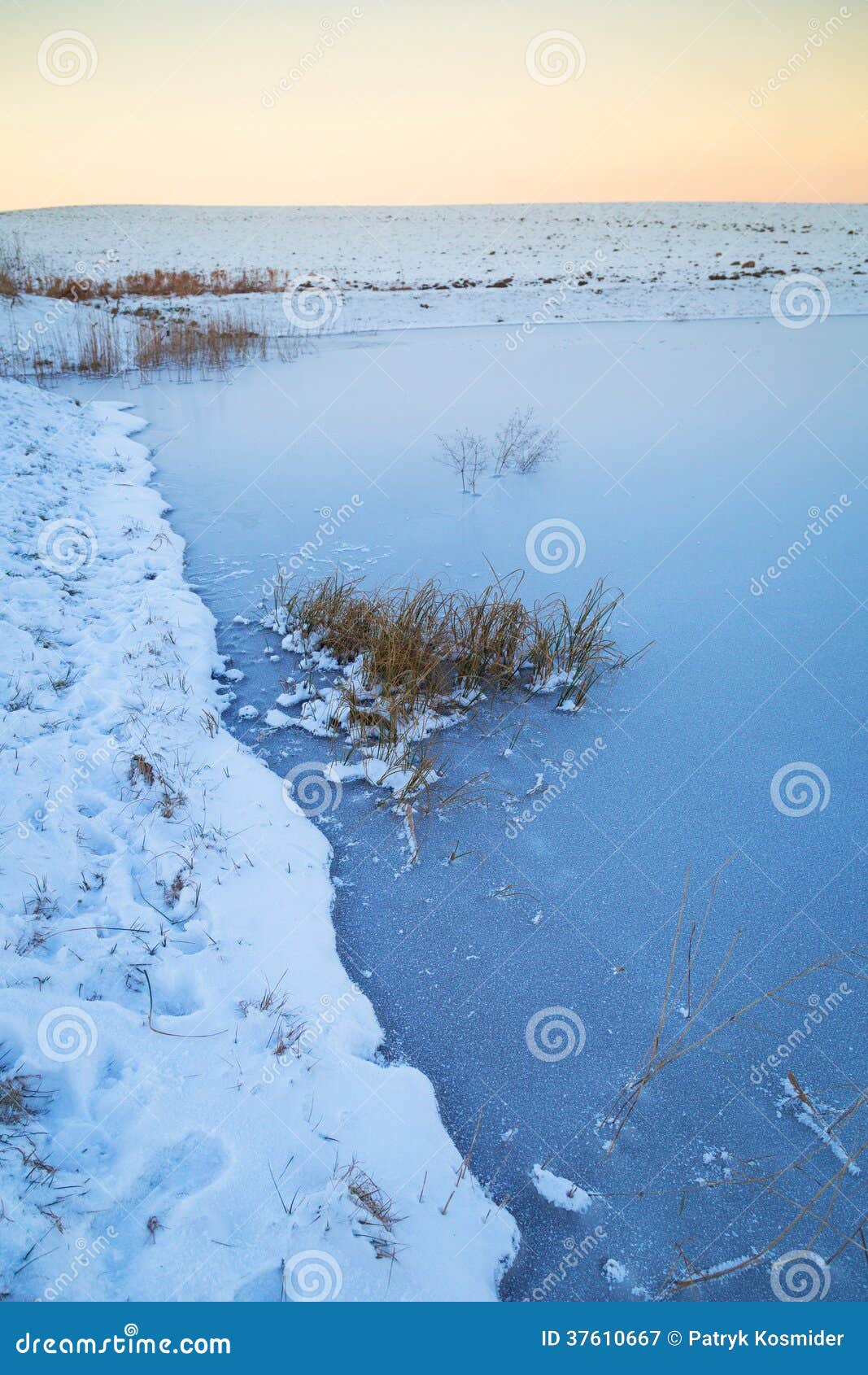 Winter Sunset Over Frozen Pond Stock Image - Image of blue, dusk: 37610667
