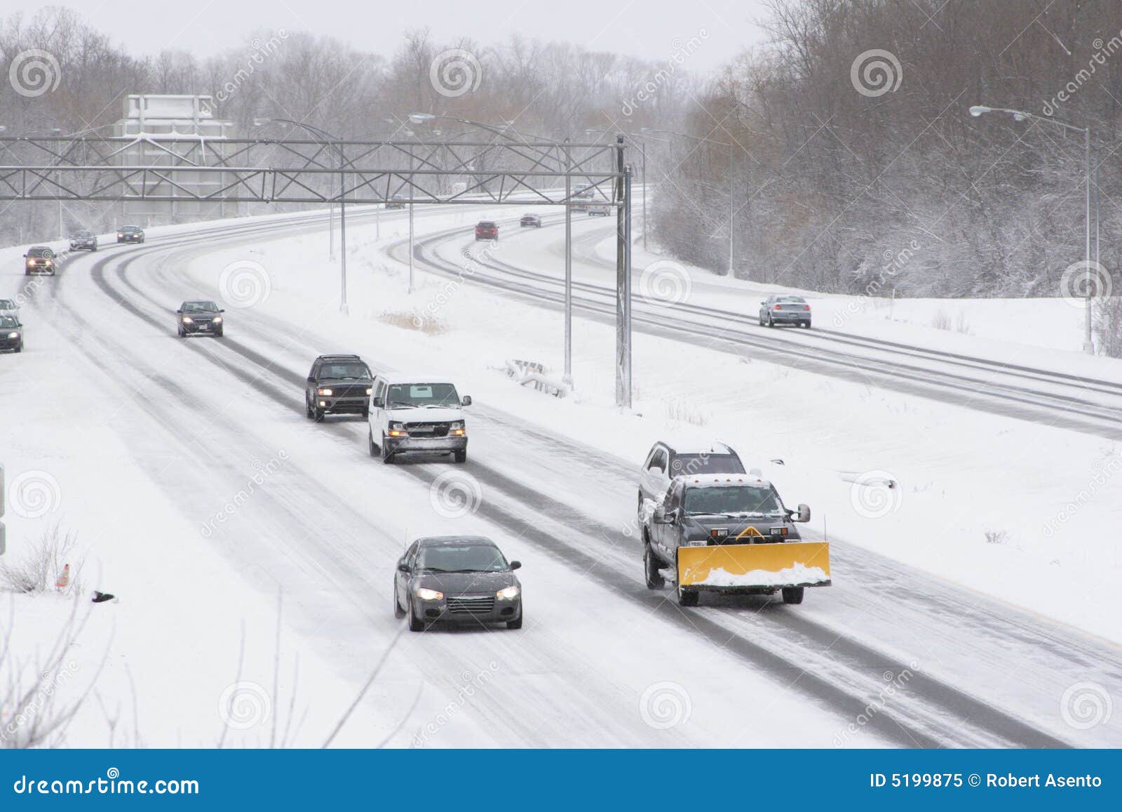 Winter Traffic on Expressway Stock Image - Image of route, slide: 5199875