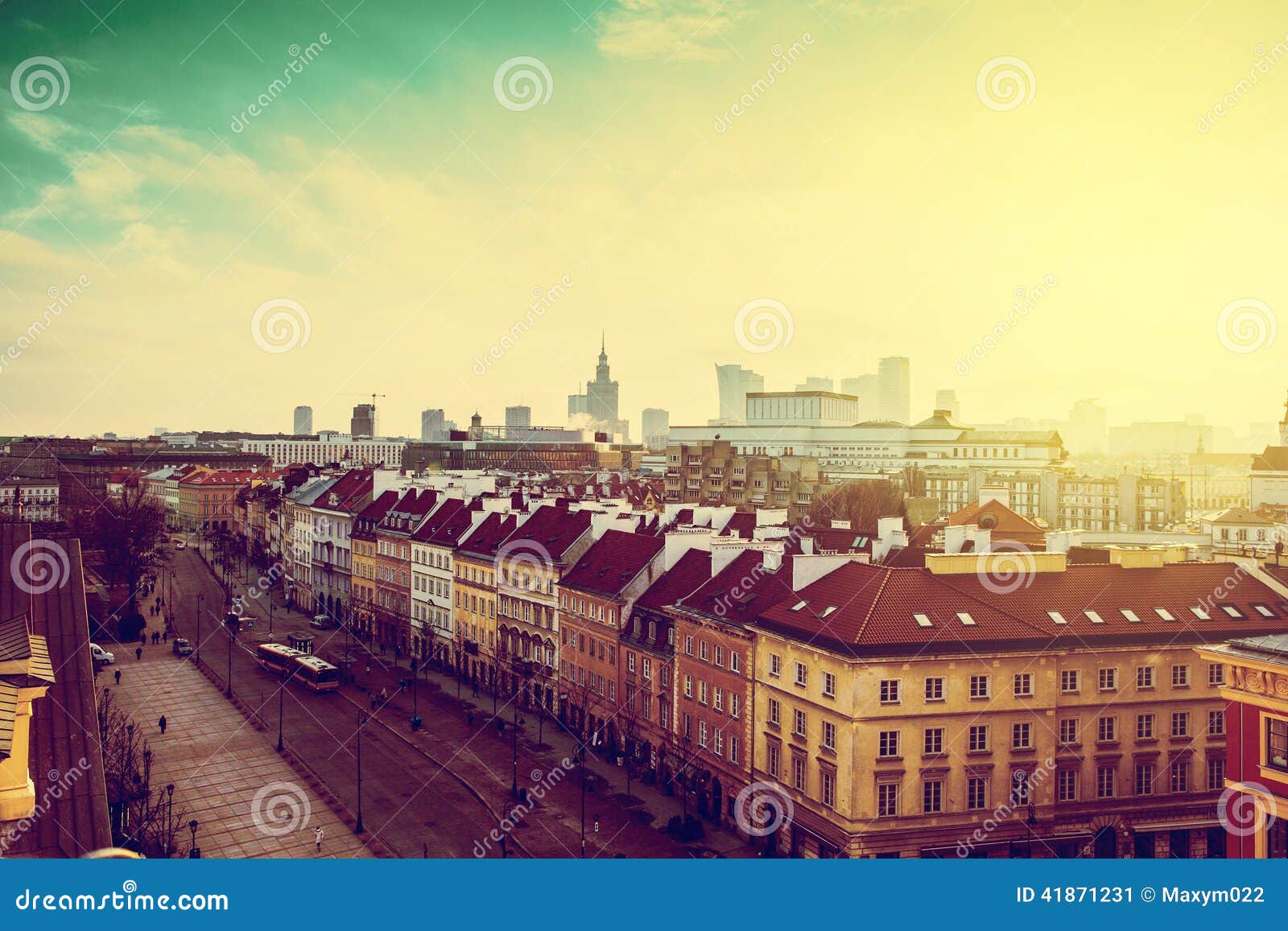 Winter in Warsaw stock image. Image of european, sigismund - 41871231