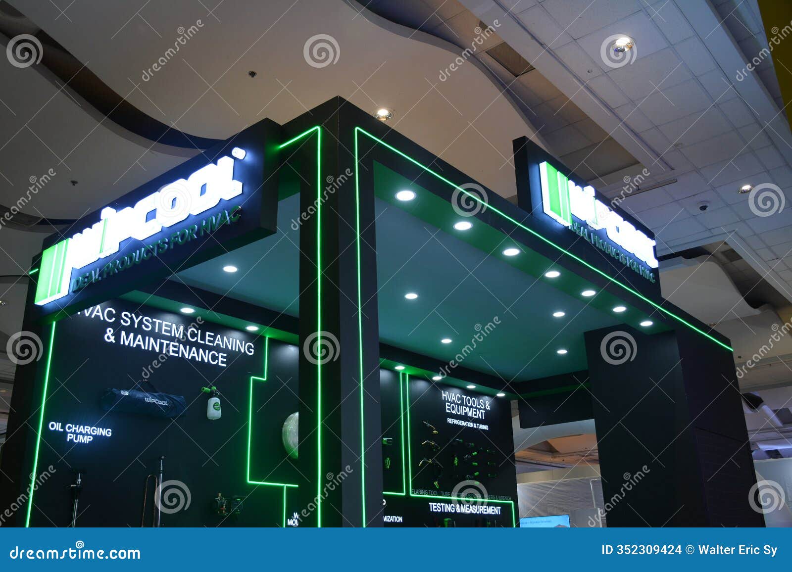 Wipcool Booth at Philconstruct Expo in Pasay, Philippines Editorial ...