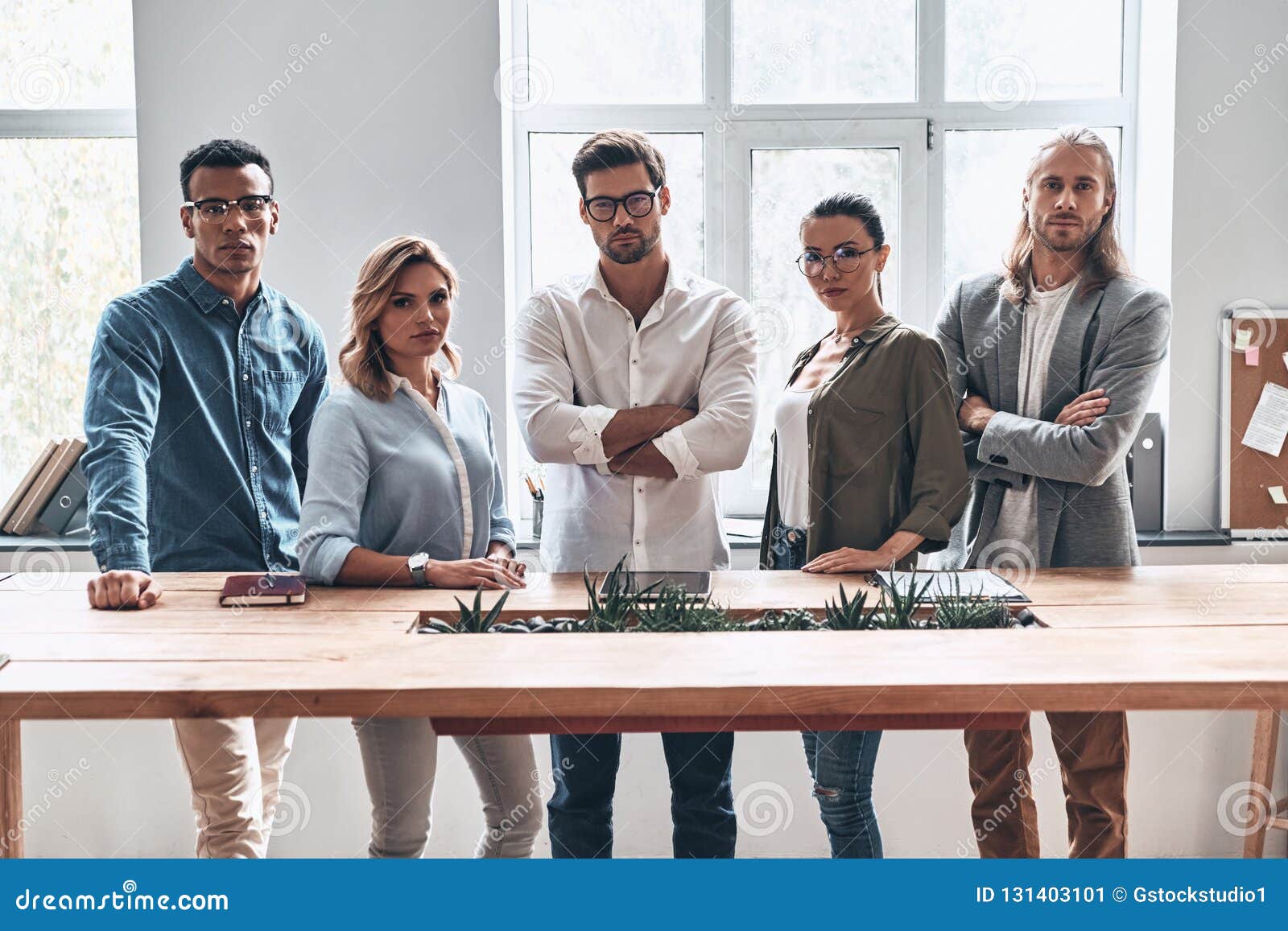 Wir sind das beste Team! stockbild. Bild von lebensstile - 131403101