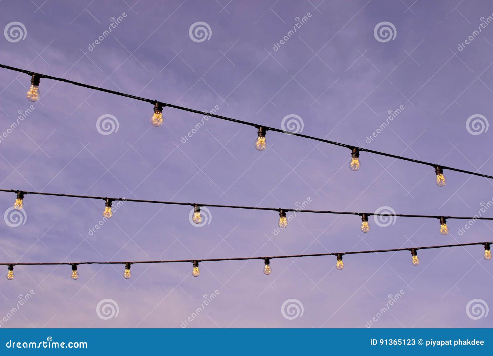 Wire and light bulbs stock image. Image of park, black - 91365123