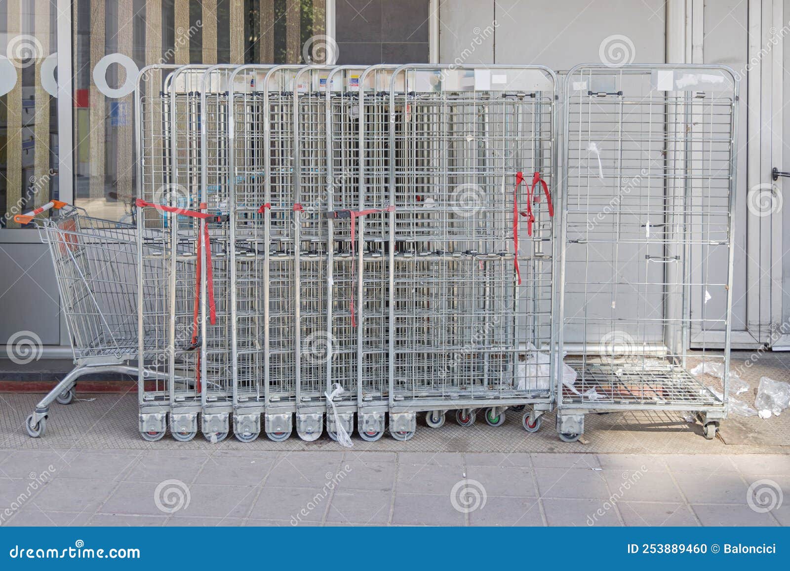 Warehouse Industry Wire Trolley Stock Photos - Free & Royalty-Free ...