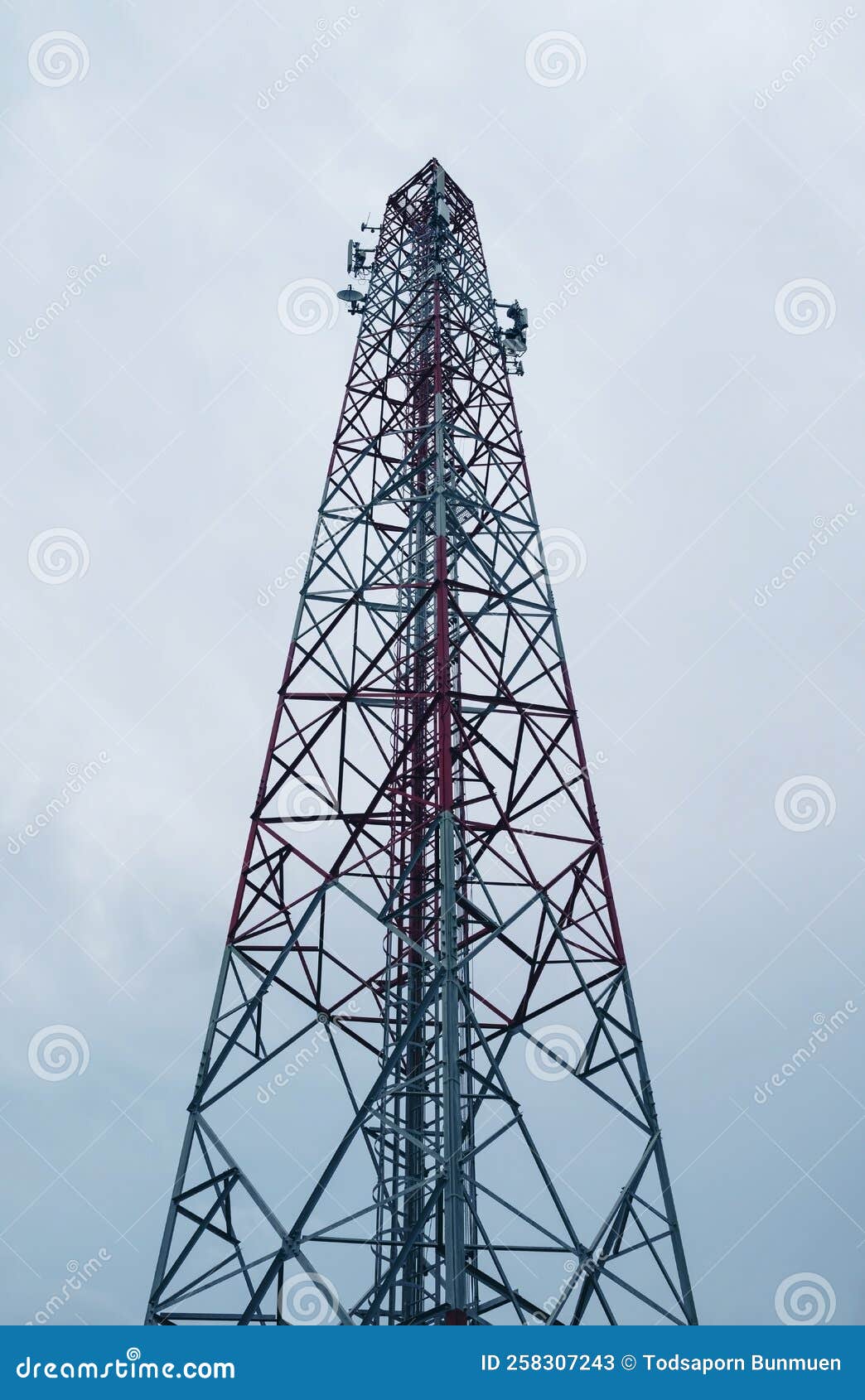 Wireless Internet Telecommunication Wave Transmission Tower Stock Image ...
