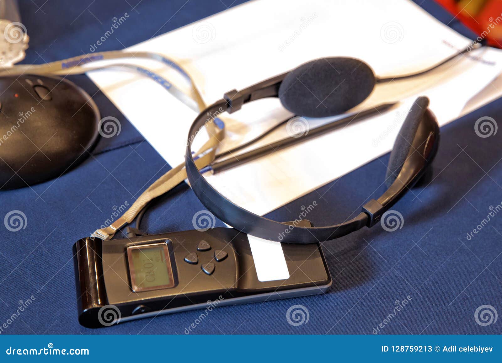 Wireless Multy Language Headphones . Headphones Used for Simultaneous ...