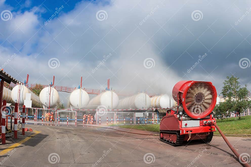 Wireless Remote Controlled Mobile Firefighting Supporting Machine ...