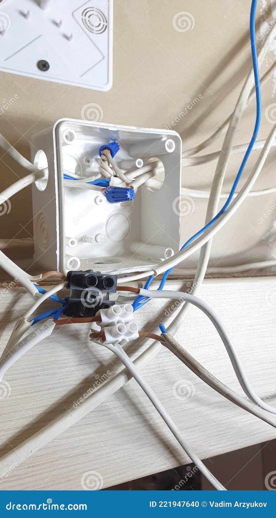 Wiring Connection Box at Caitlyn Tooth blog