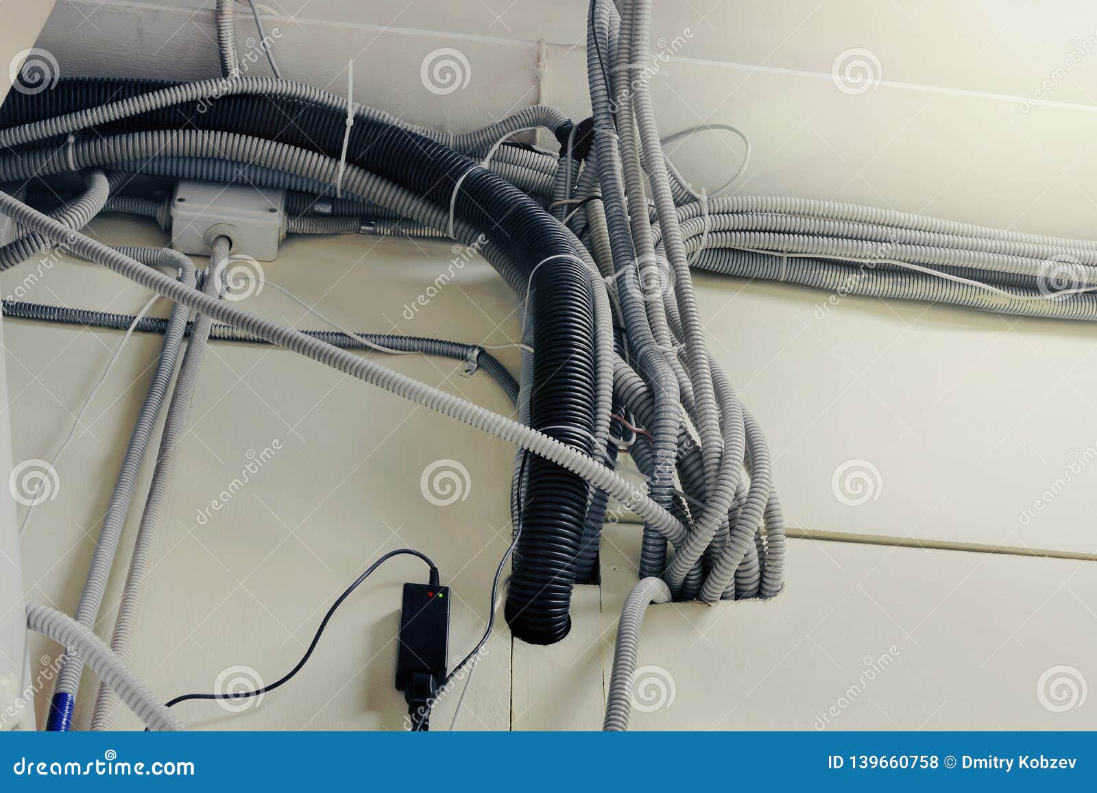Wiring Harness with Insulation of Corrugated Insulating Material Stock ...