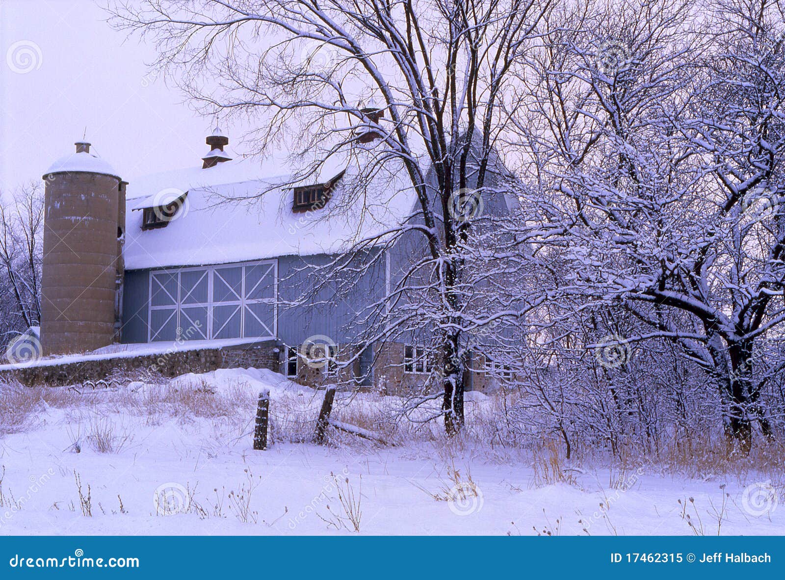 Wisconsin Barn stock image. Image of concrete, agriculture - 17462315