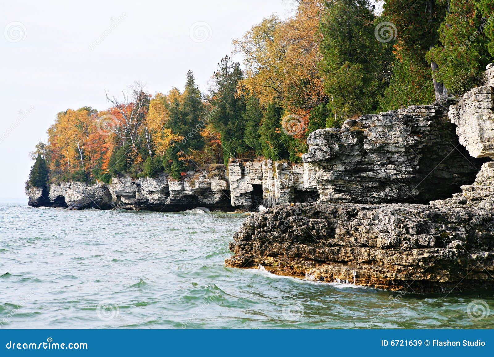 Wisconsin Cave Point Park stock image. Image of natural - 6721639
