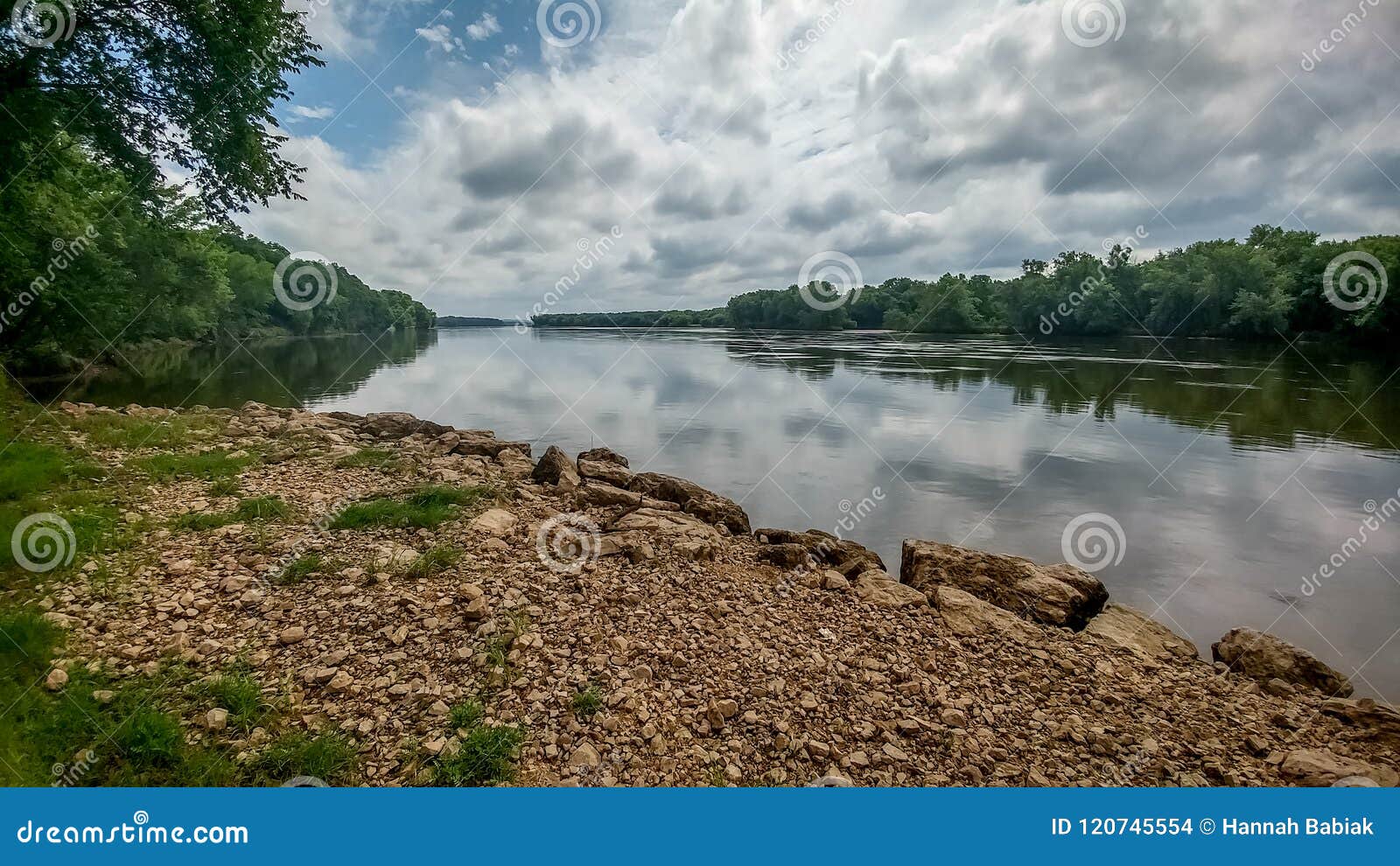 Wisconsin River with Rocky Shoreline Stock Photo - Image of scenery ...