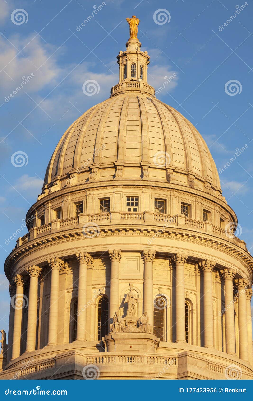 Wisconsin State Capitol Building in Madison Stock Photo - Image of ...