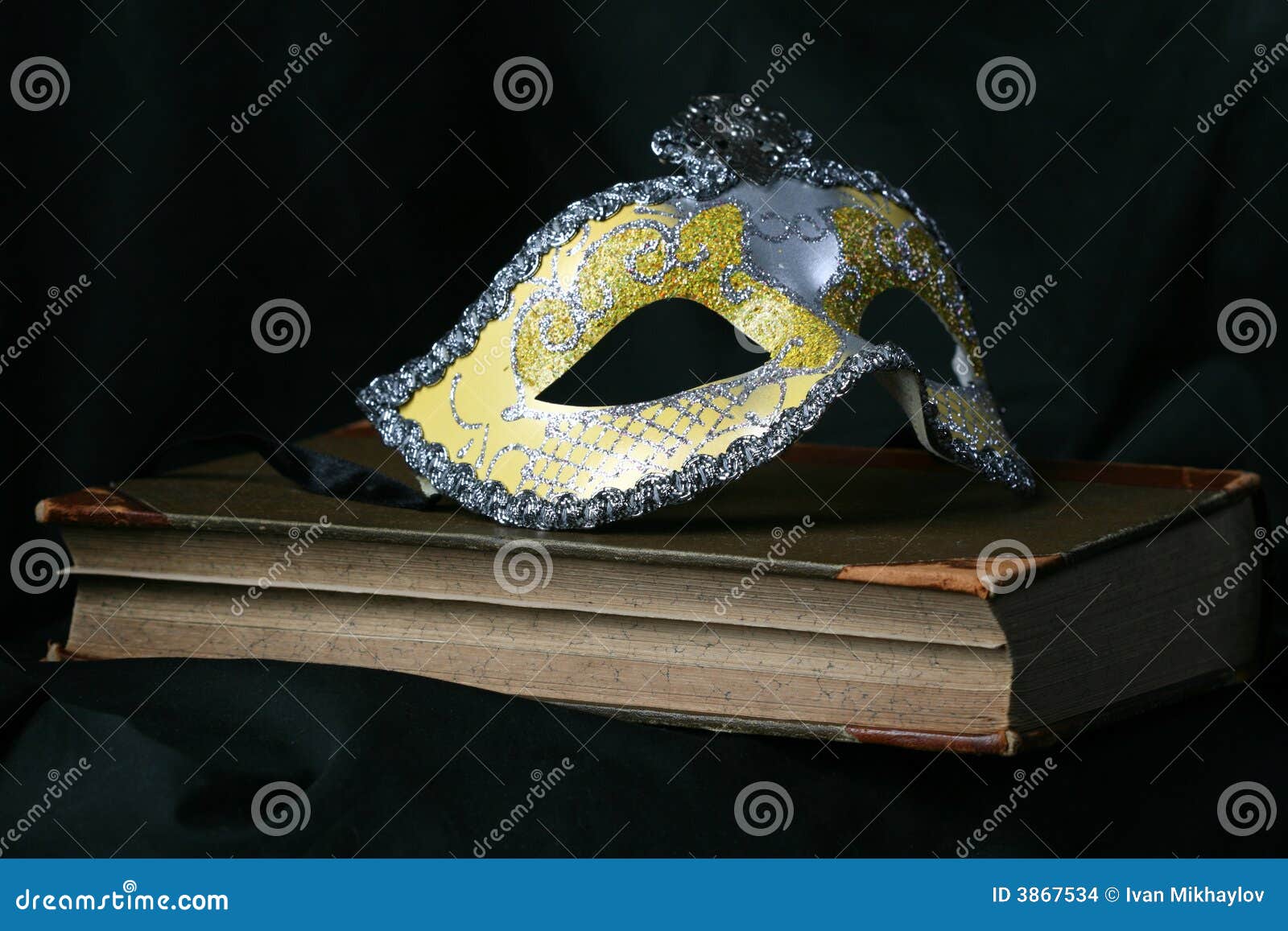 Wisdom mask stock photo. Image of reading, page, intelligence - 3867534