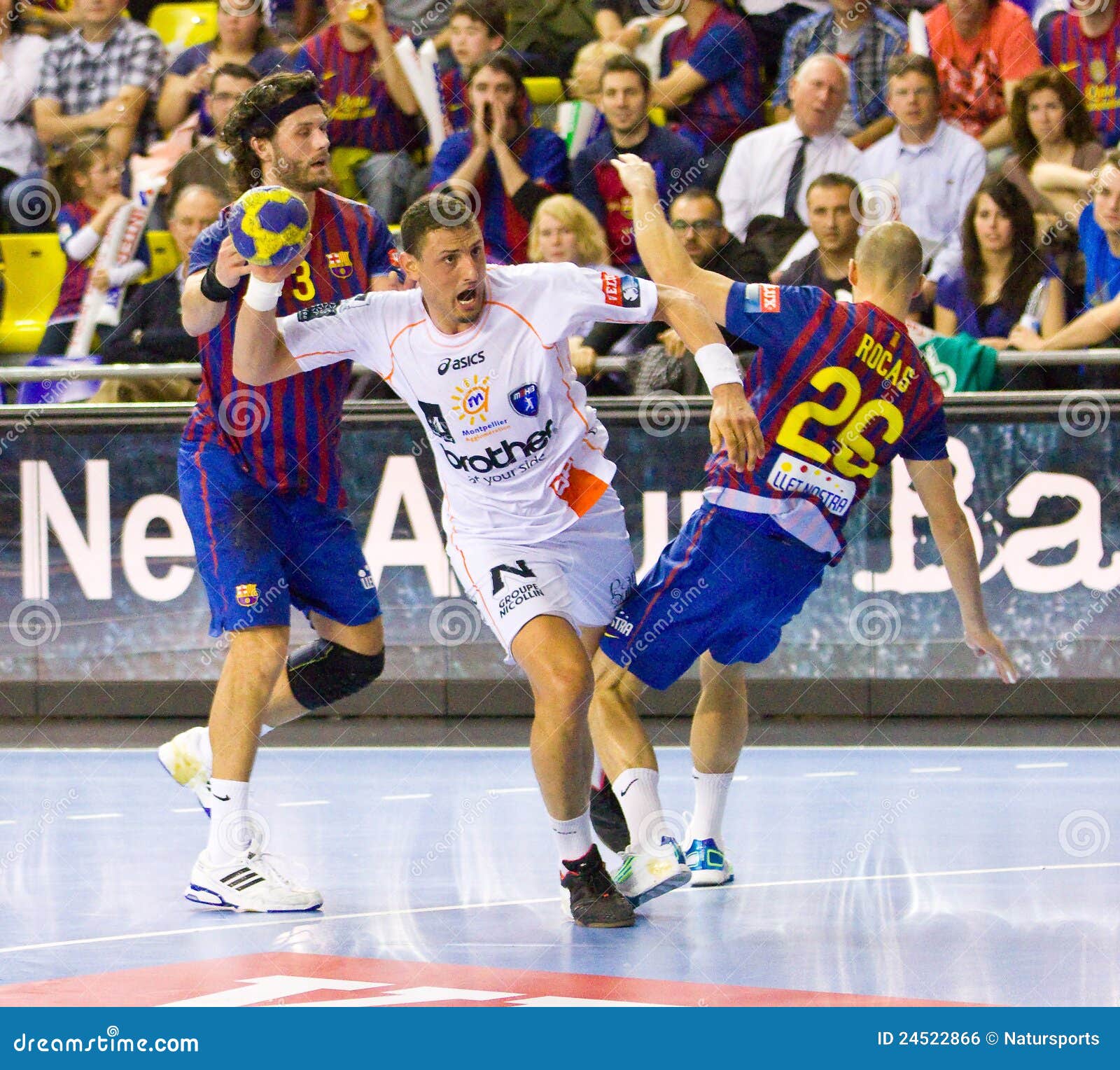 Wissem Hmam in action editorial photo. Image of hand - 24522866