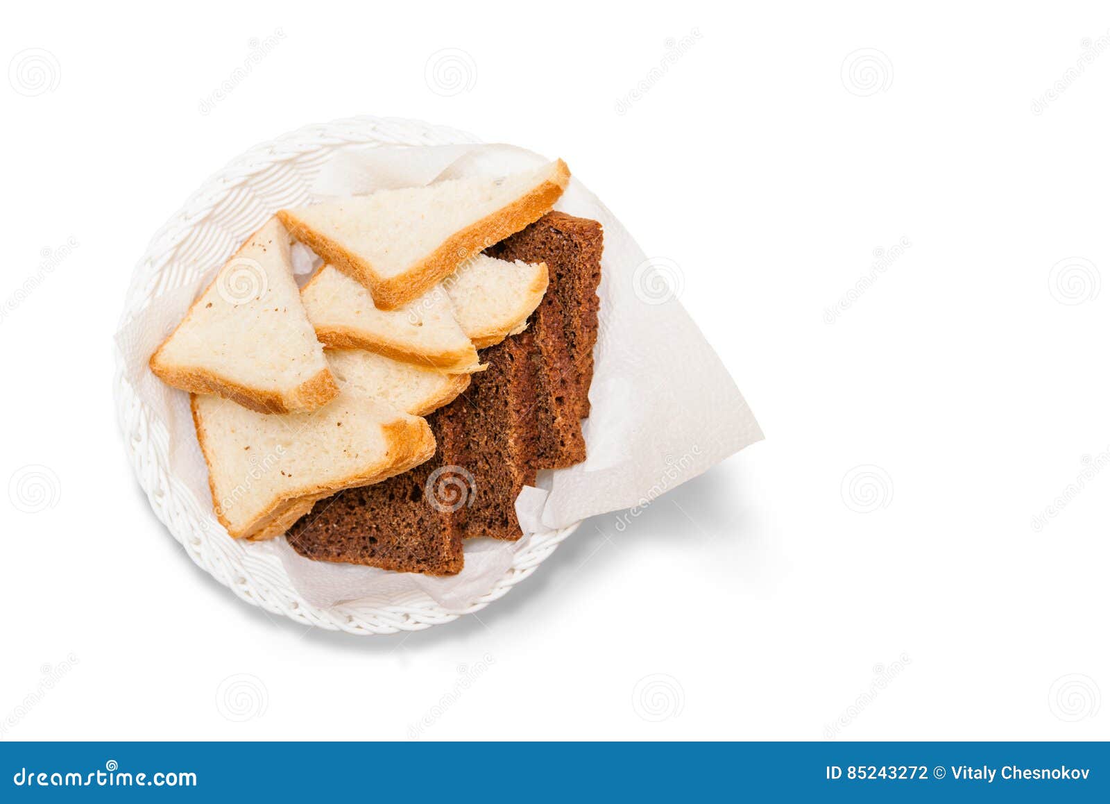 Wit en donker brood stock foto. Image of snack, plaat - 85243272