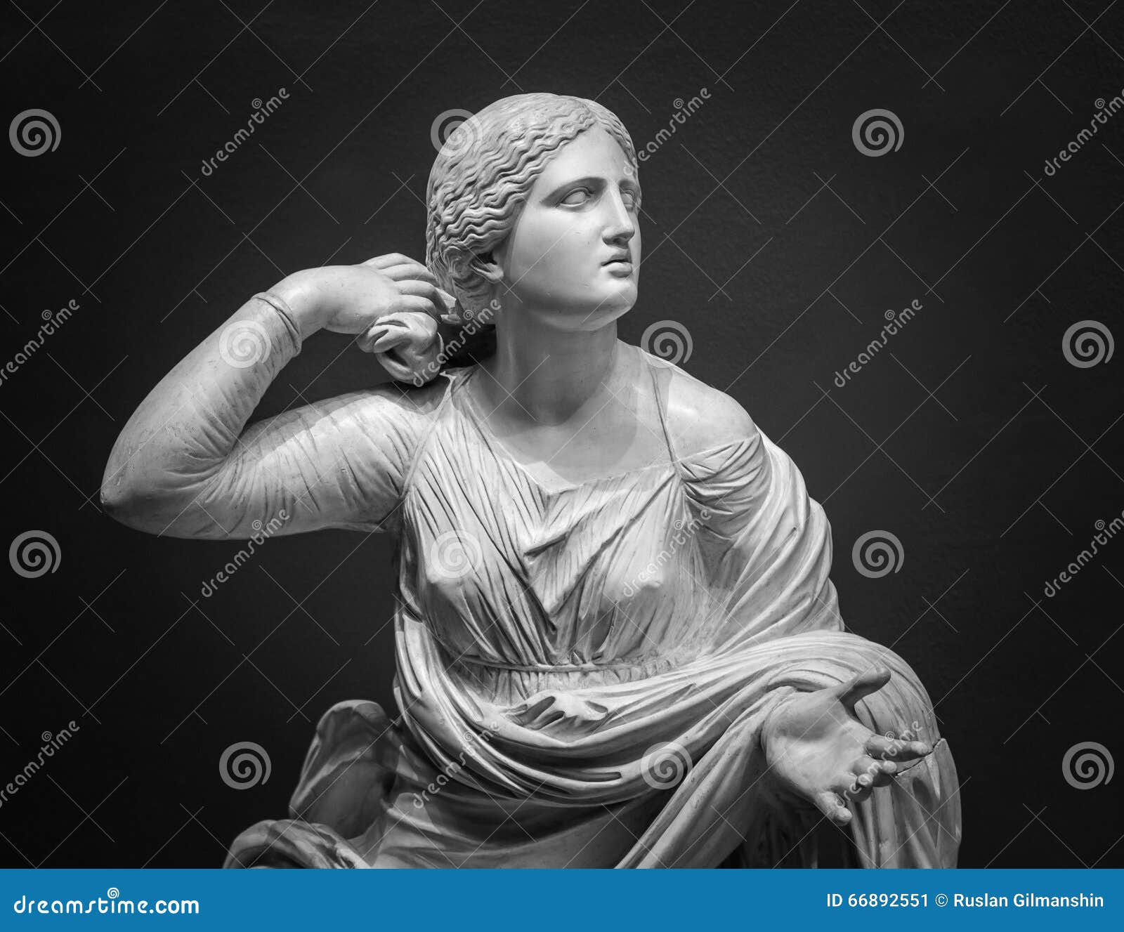 Wit Marmeren Standbeeld Van Jonge Vrouw Stock Afbeelding - Image of ...