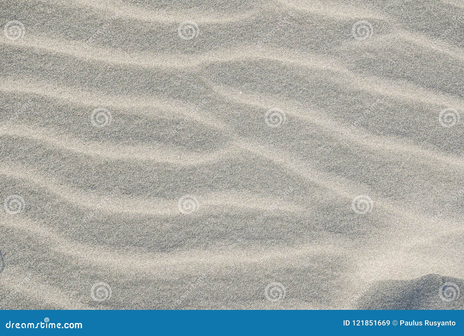 Wit zand op het strand stock afbeelding. Image of samenvatting - 121851669